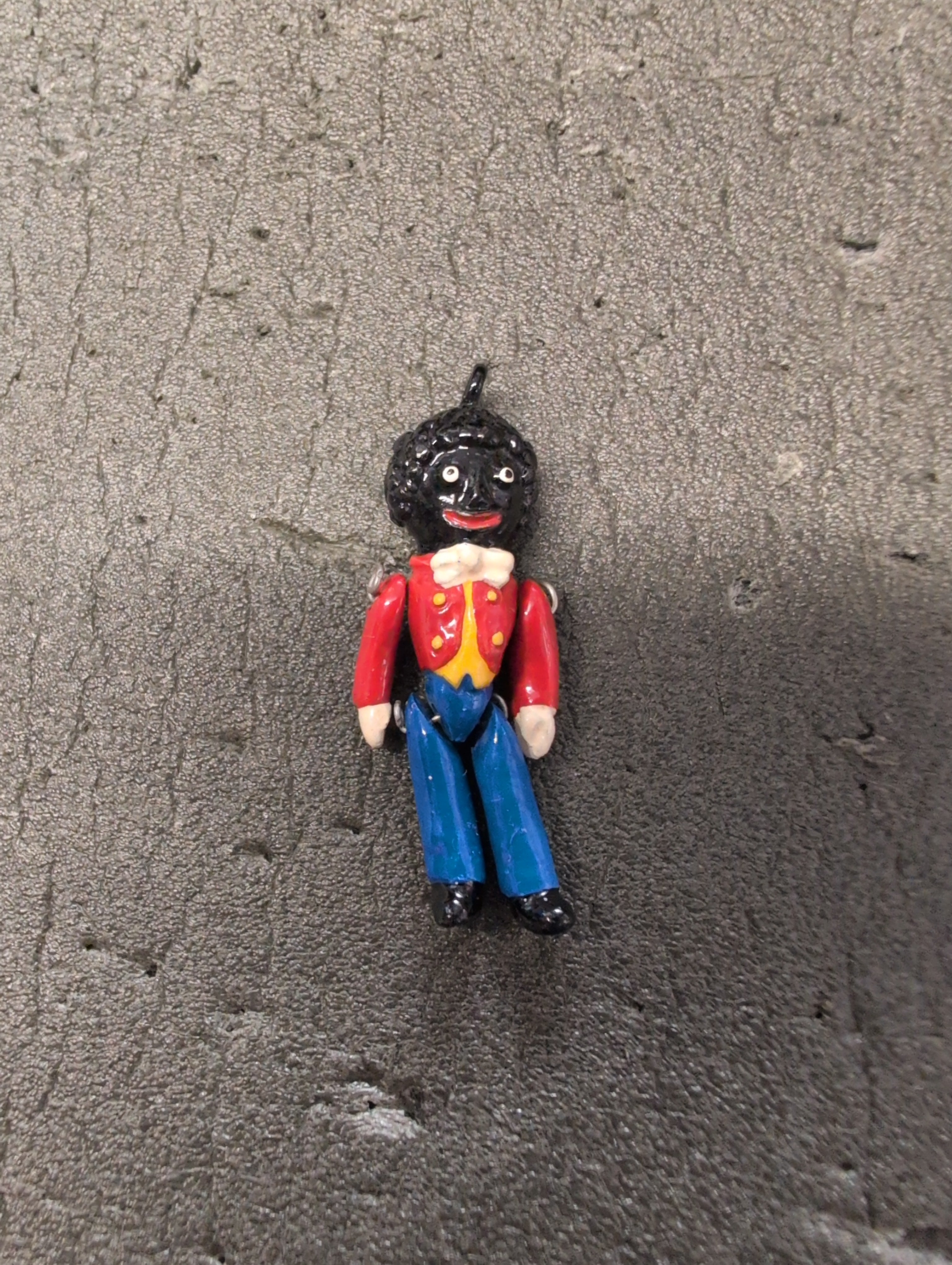 1980s Hantel Miniature Pewter Golly Pendant – GollyBadges.com
