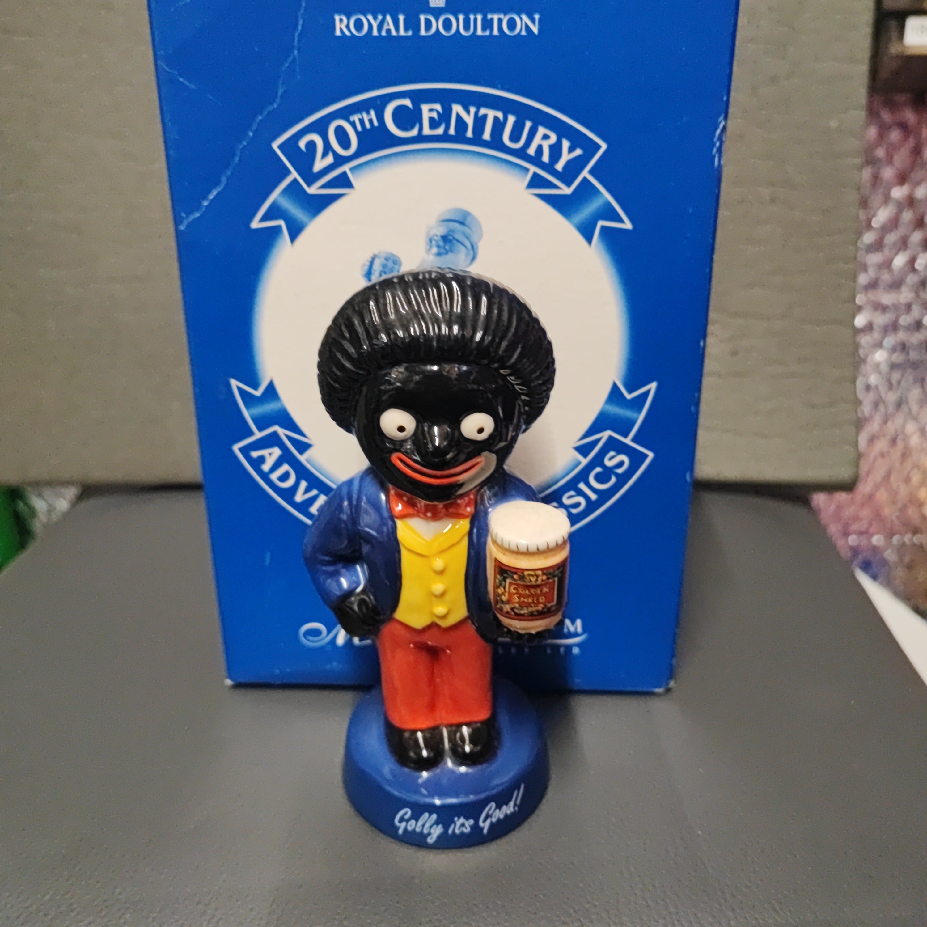 AC1 Golly by Royal Doulton Boxed – GollyBadges.com