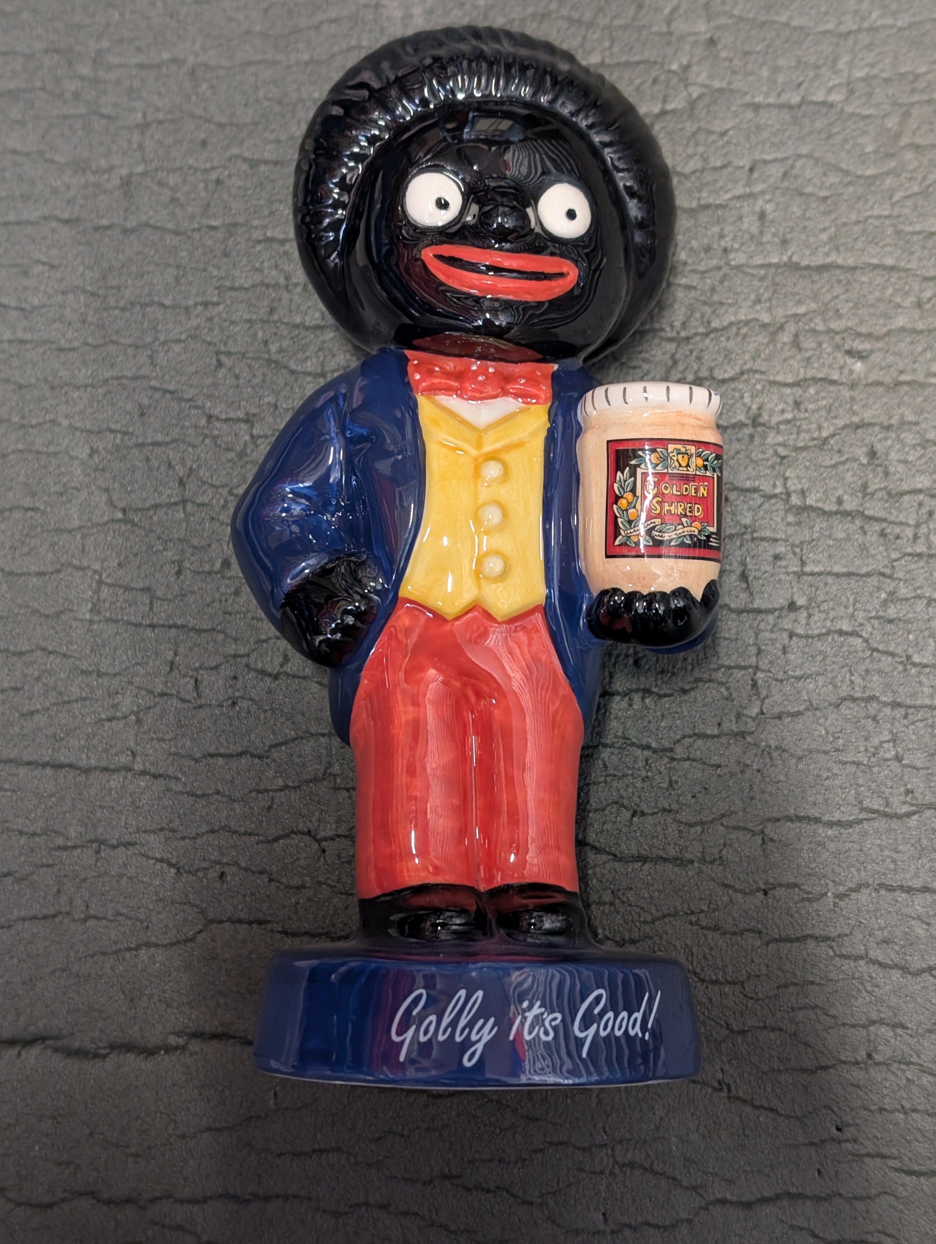 AC1 Golly by Royal Doulton – GollyBadges.com