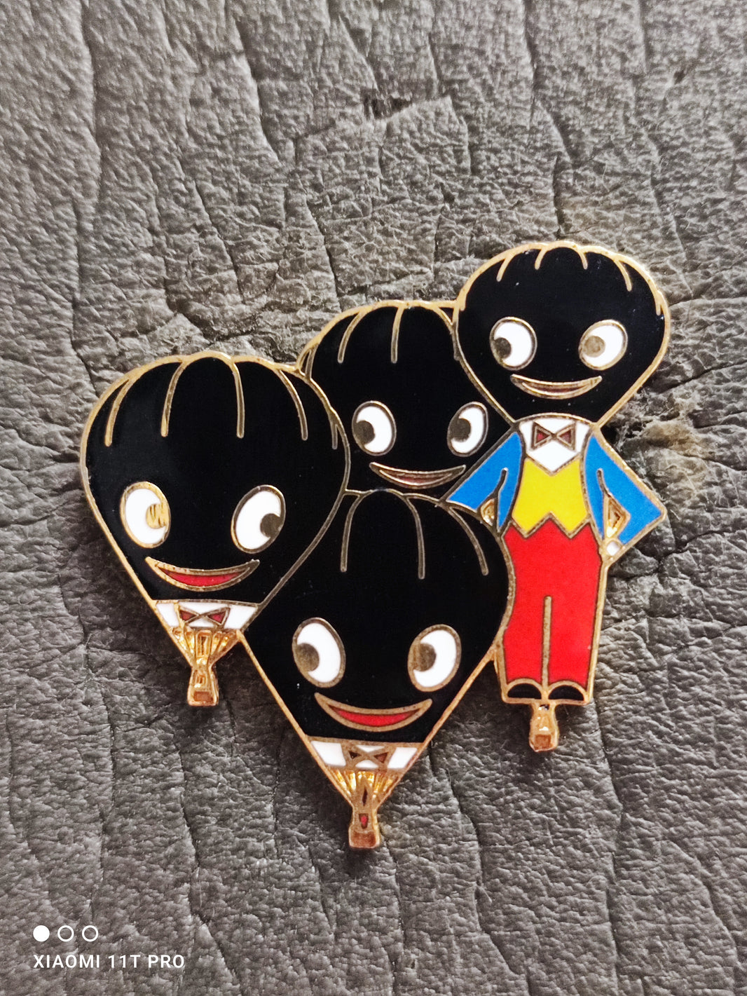 Balloon Badges – GollyBadges.com