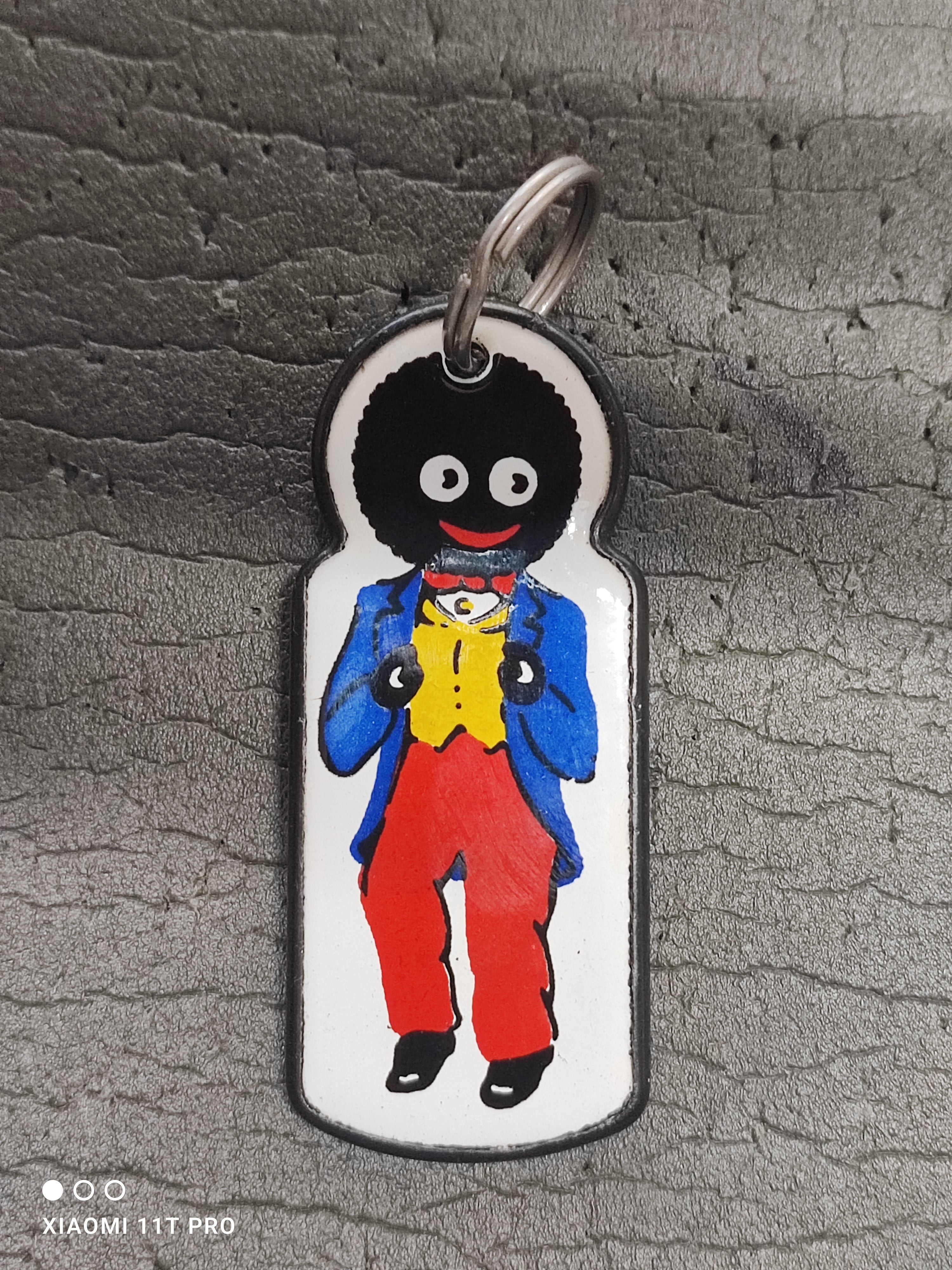 Enamel on Metal Keyring by Dodo – GollyBadges.com