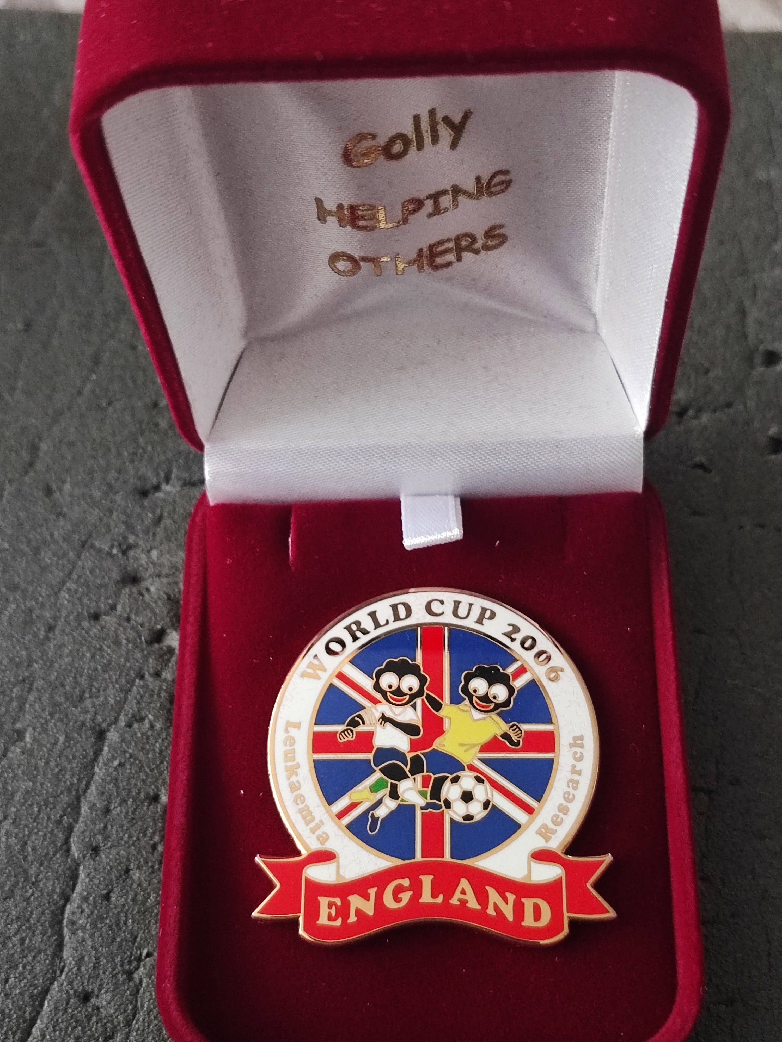 England World Cup 2006 Badge Boxed – GollyBadges.com