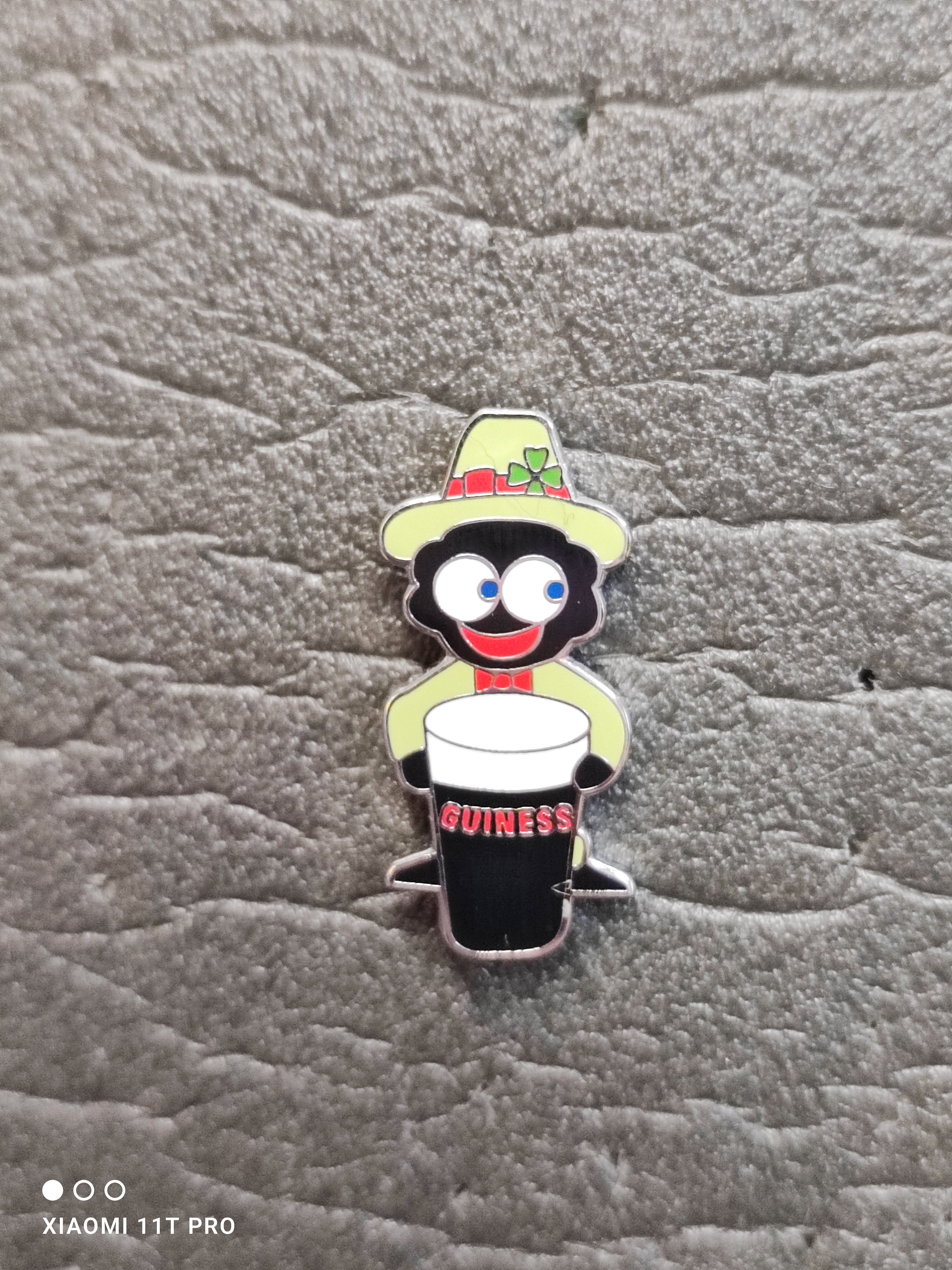 Mini Guinness Golly – GollyBadges.com