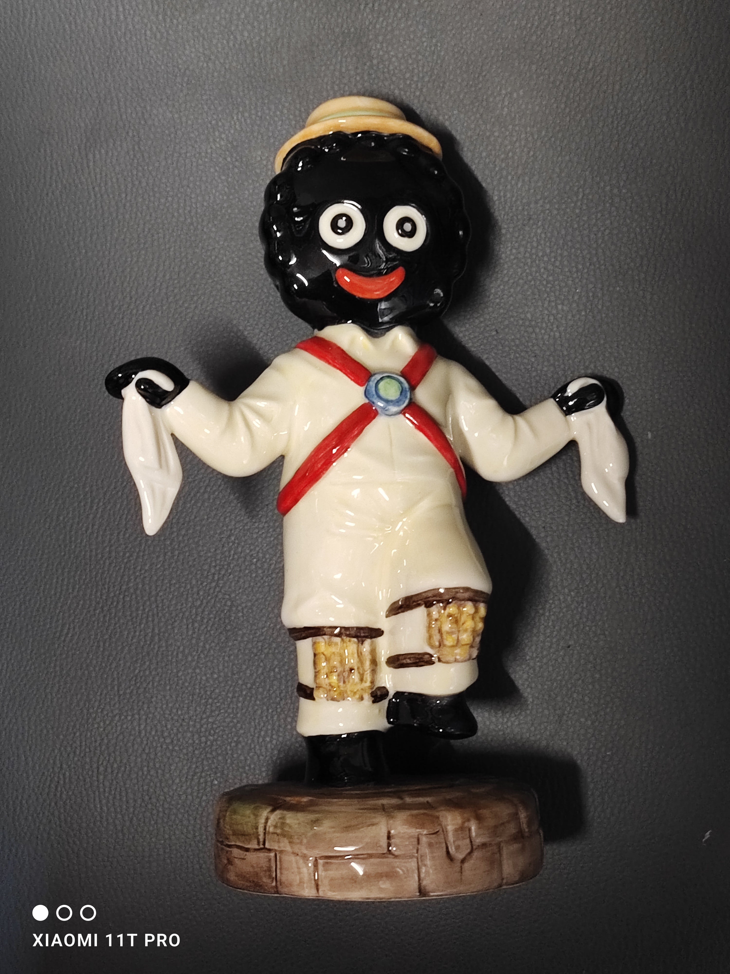Morris Dancer by Carltonware – GollyBadges.com
