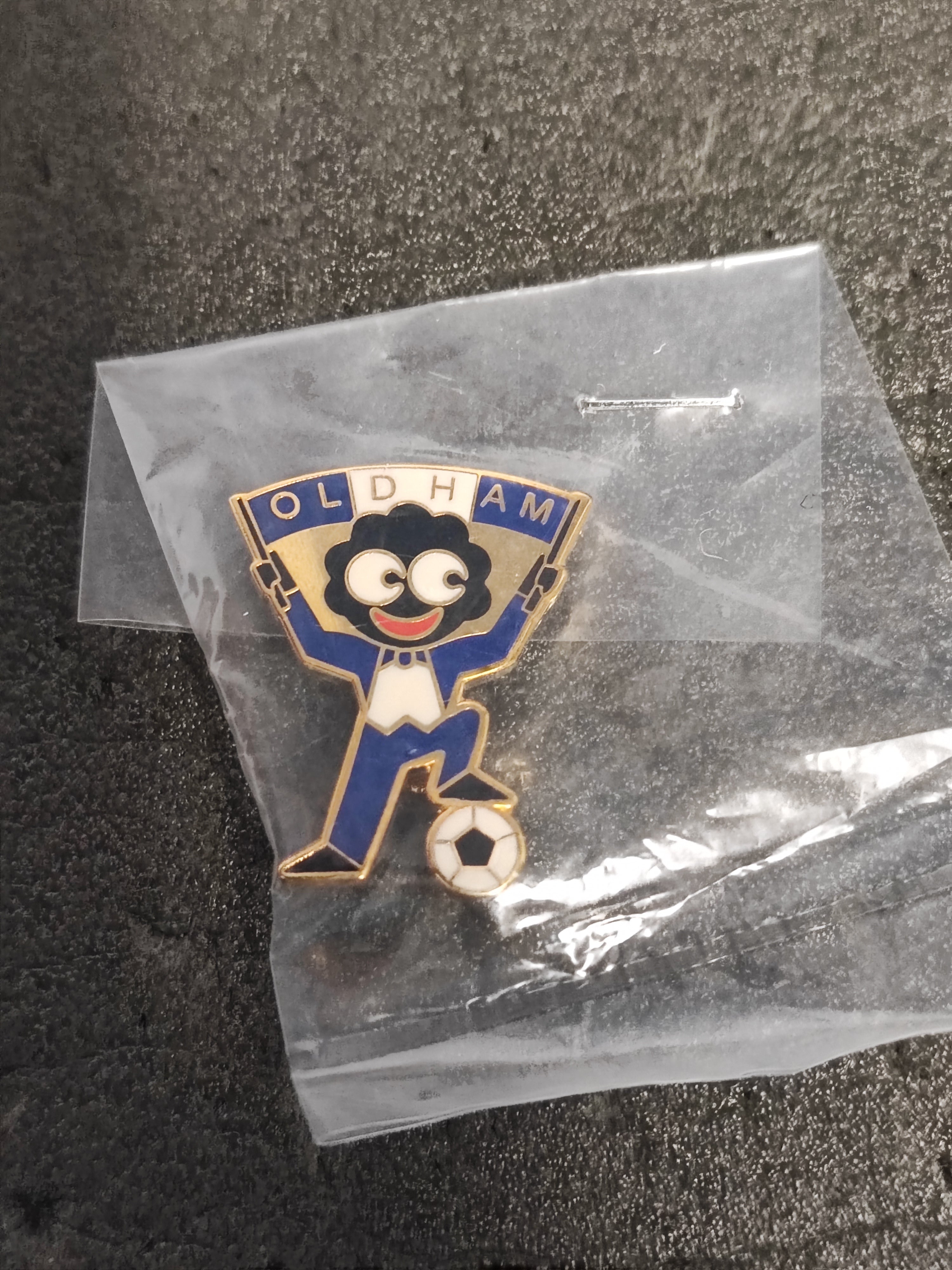 Oldham – GollyBadges.com