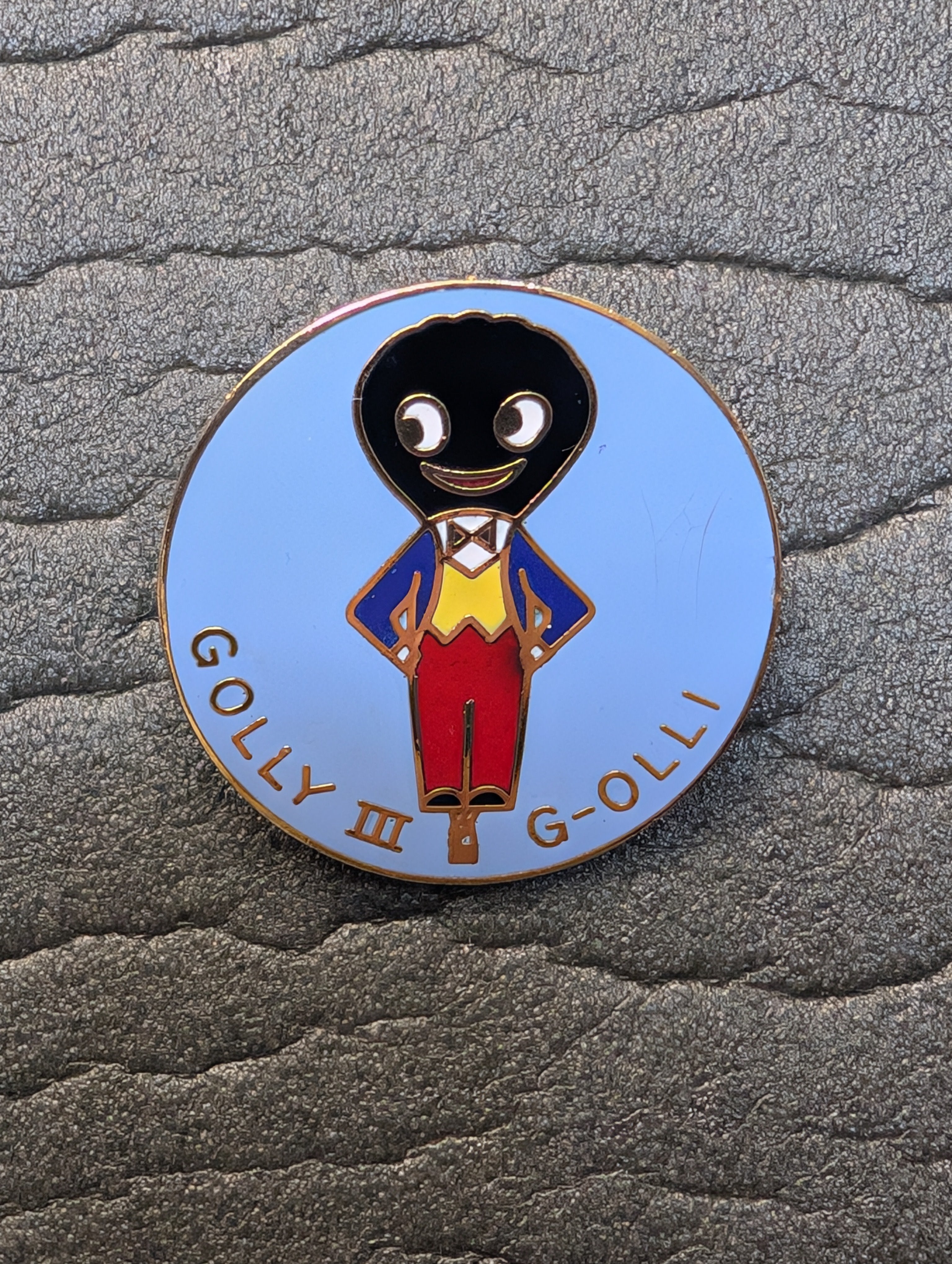 Original Robertsons Rare Balloon Badge Golly III G-OLLI – GollyBadges.com