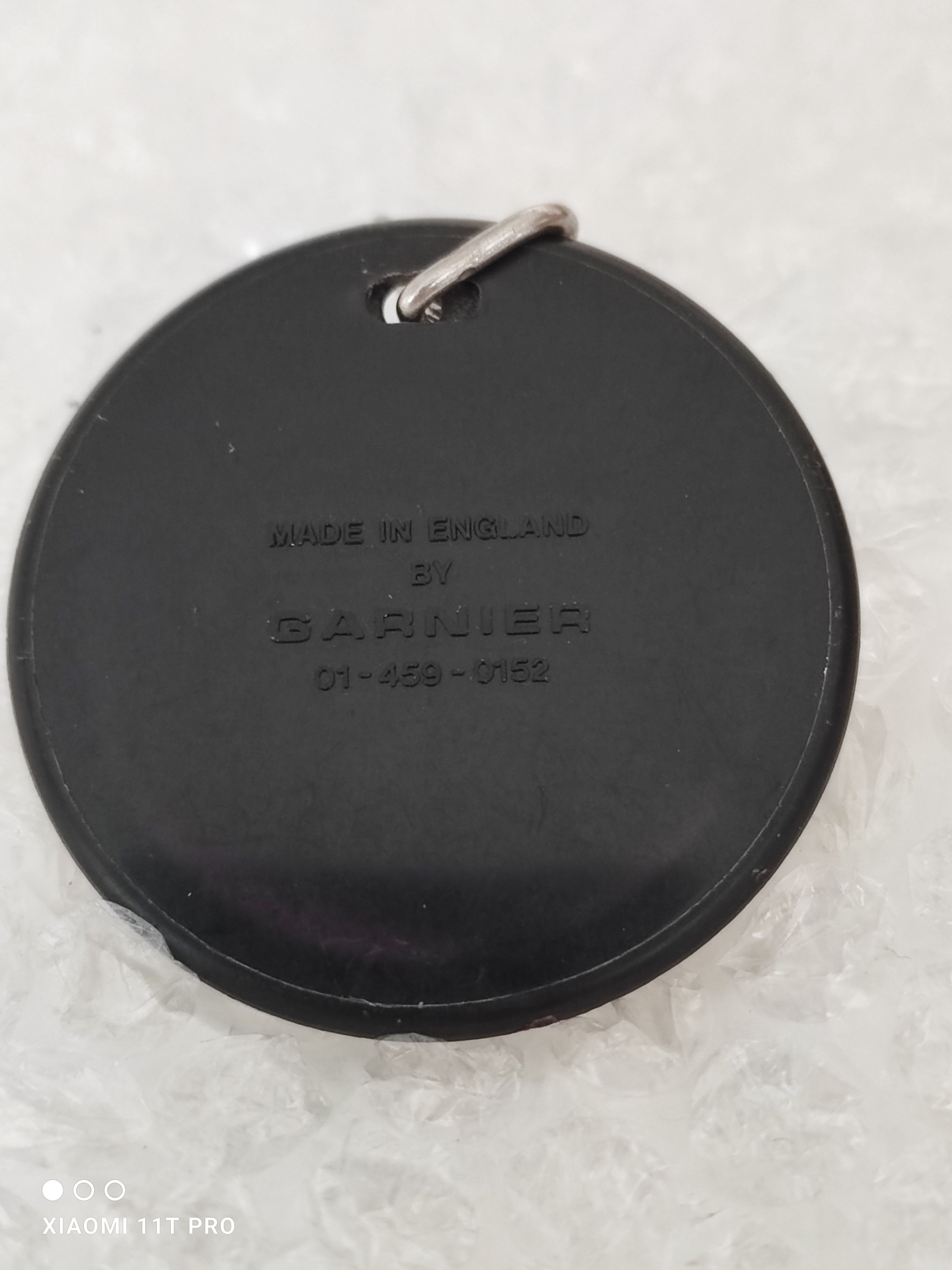 Robertsons Orange Round Enamel Keyring by Garnier – GollyBadges.com