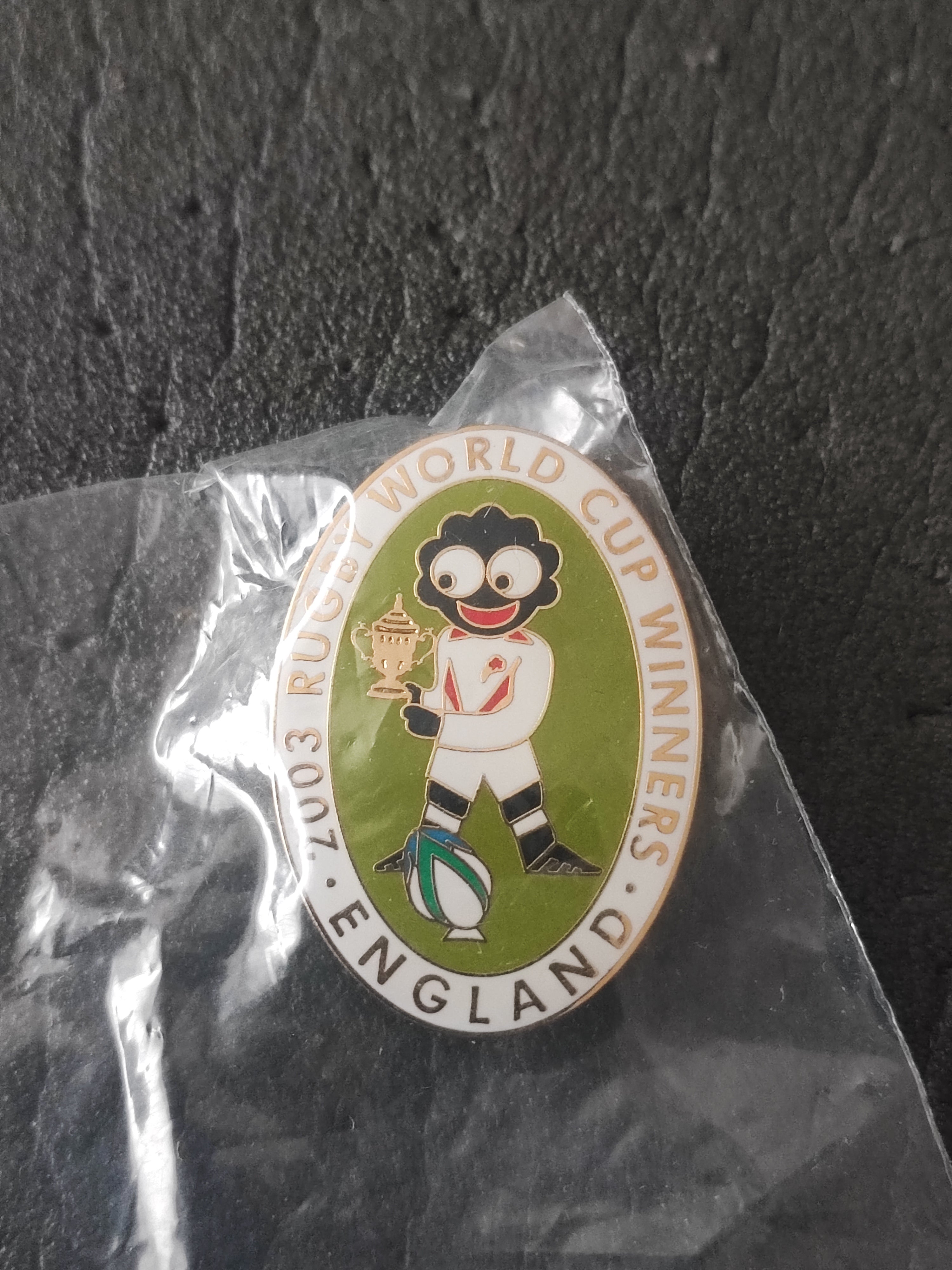 Rugby World Cup Winners White Boarder – GollyBadges.com