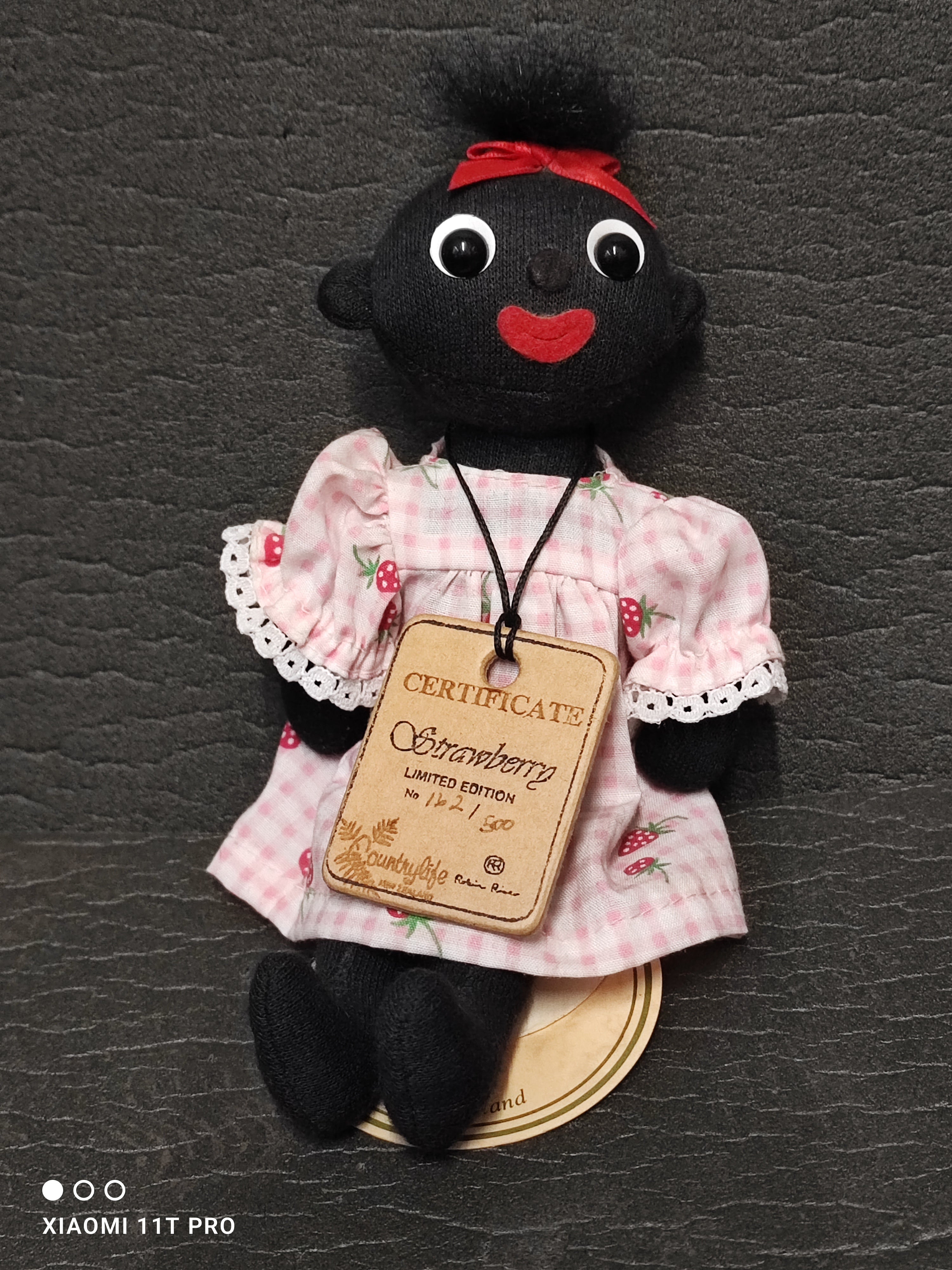 Strawberry by Robin Rive – GollyBadges.com