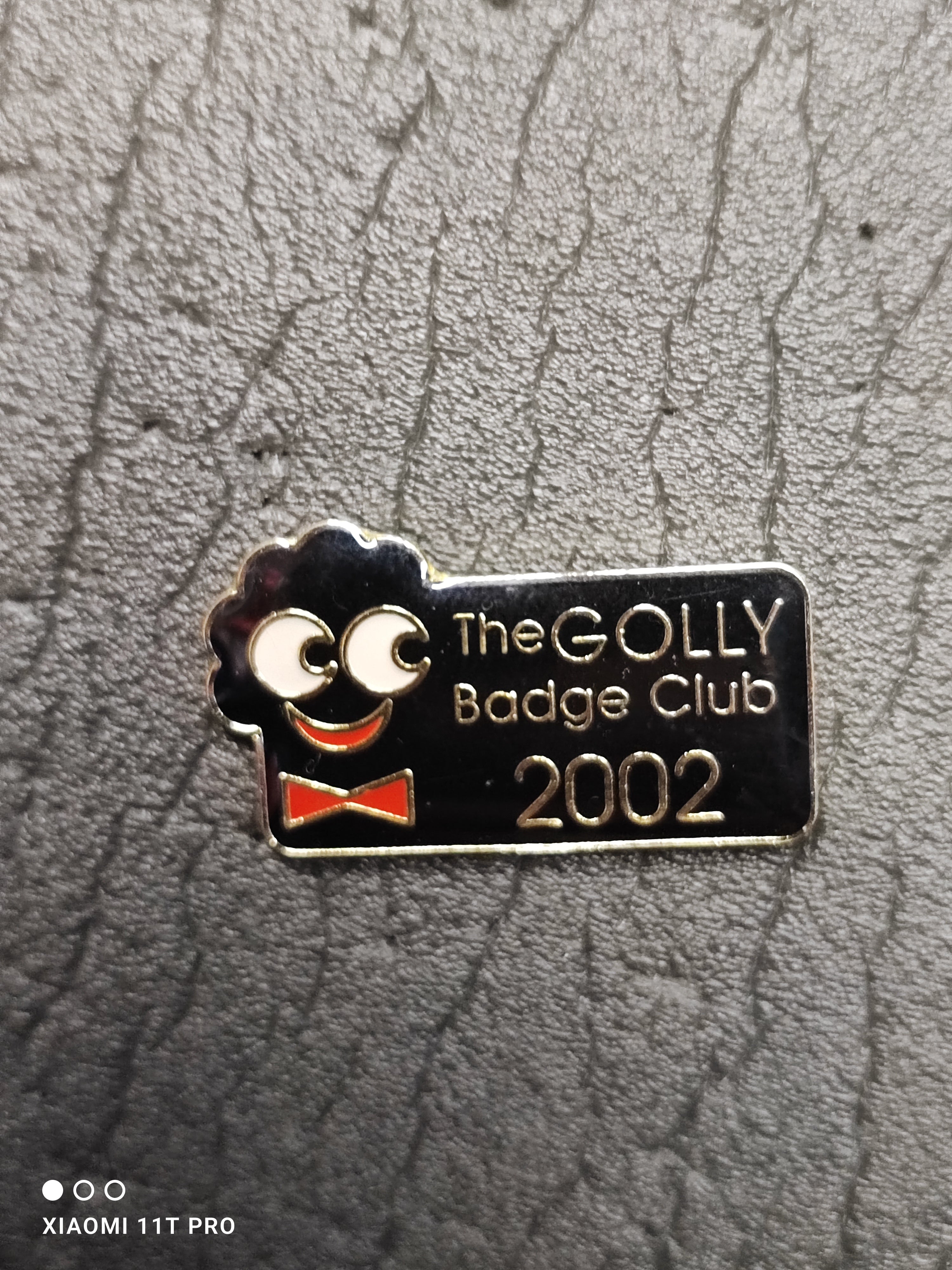The Golly Badge Club 2002 – GollyBadges.com