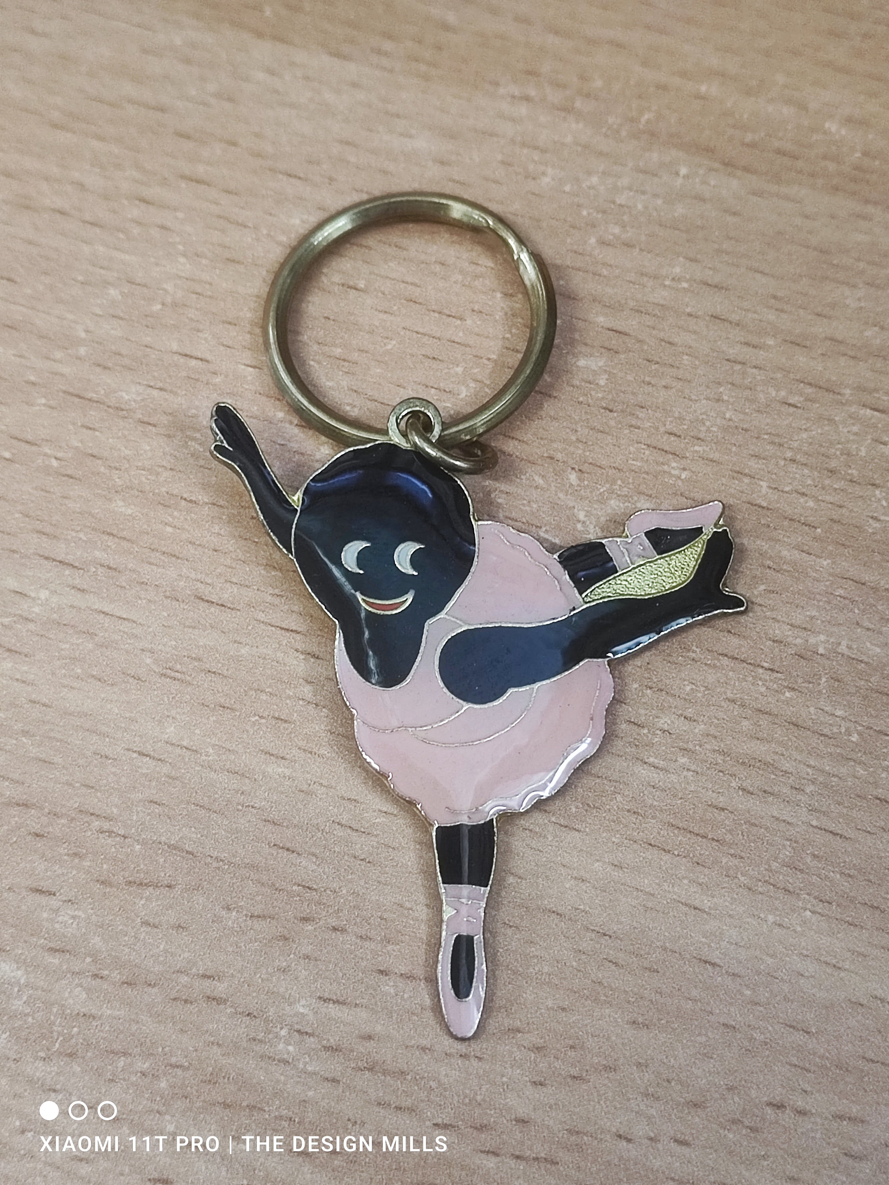 90s Ballerina Keyring – GollyBadges.com