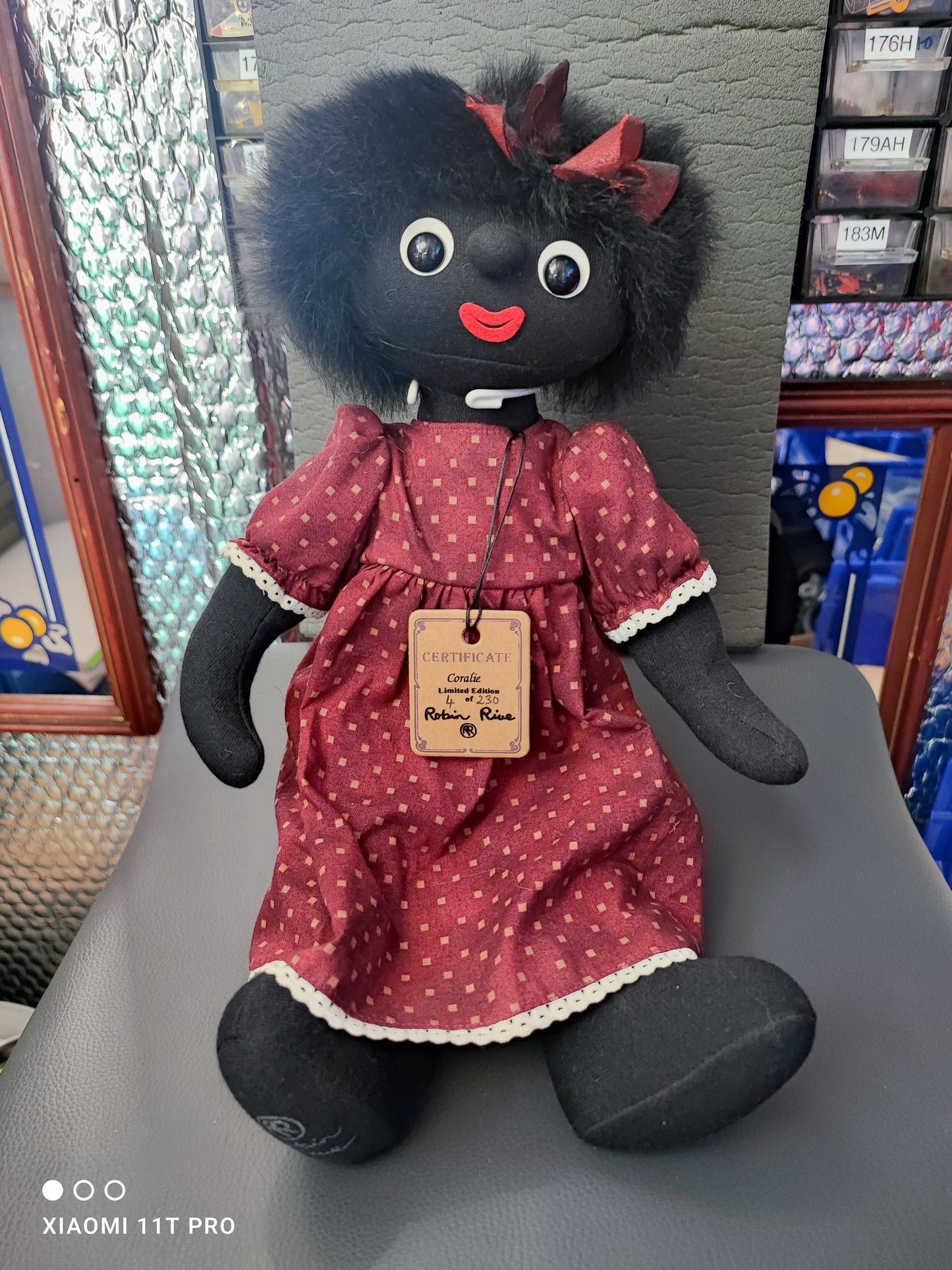 Coralie by Robin Rive – GollyBadges.com