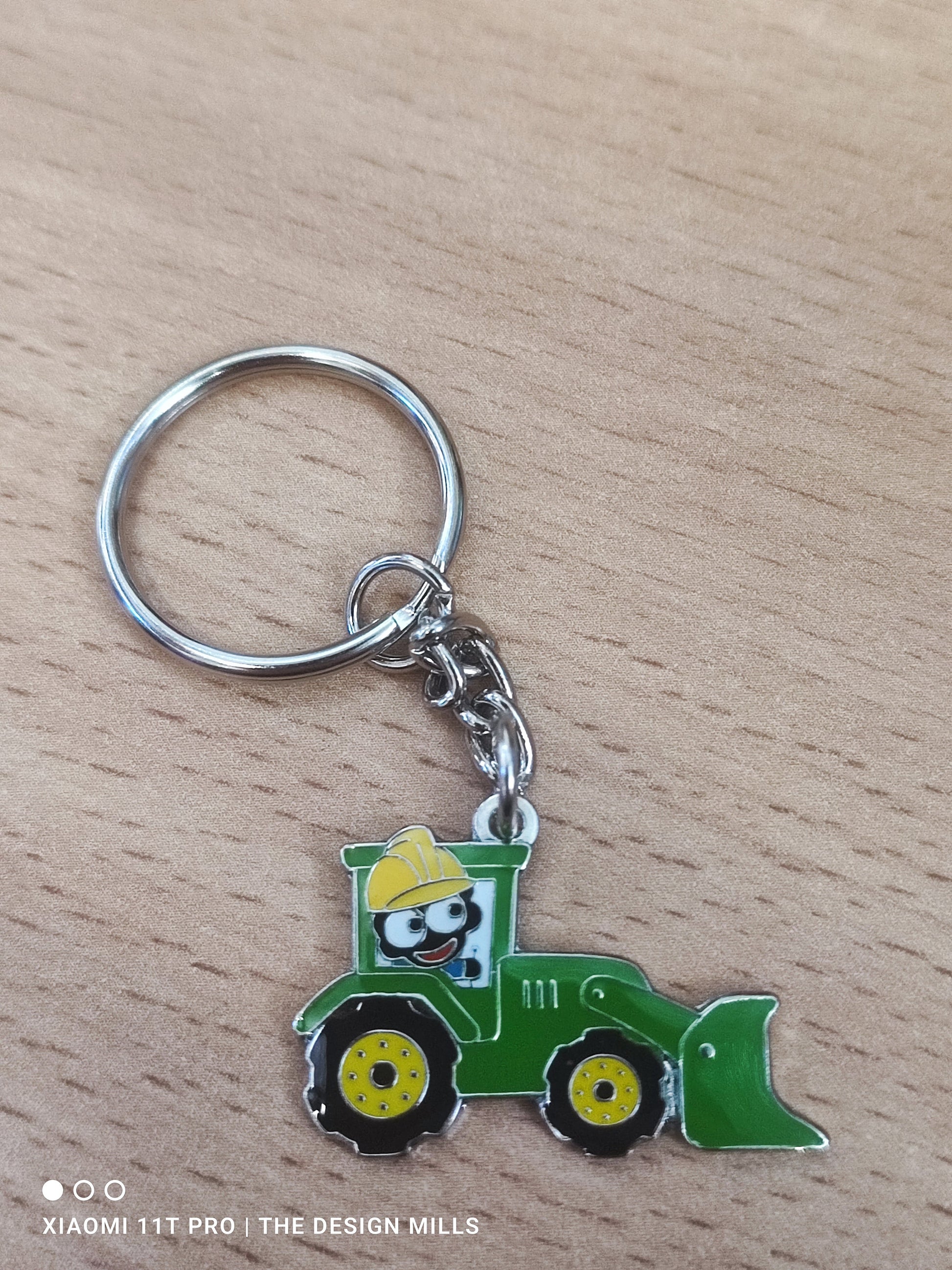 Digger Keyrings 3 Colours – GollyBadges.com