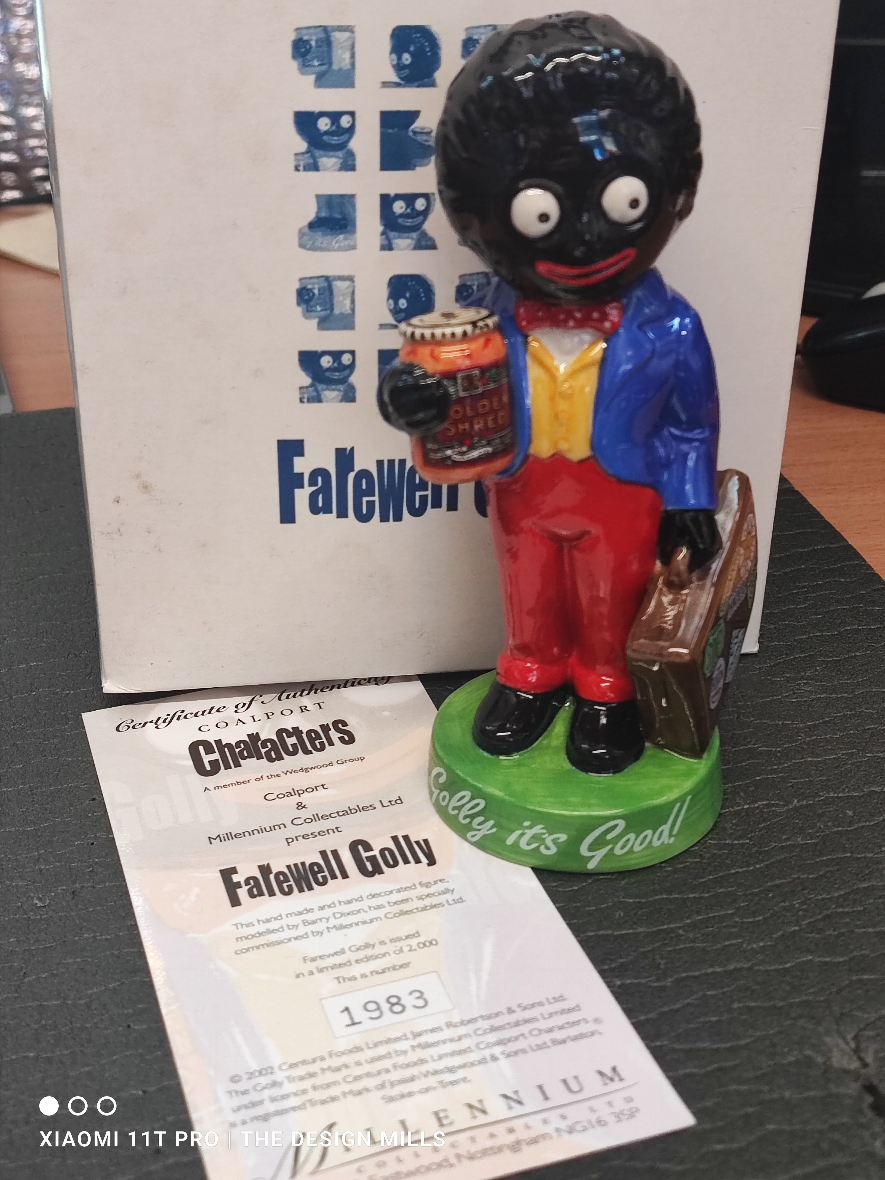 Golly Pottery Items – GollyBadges.com