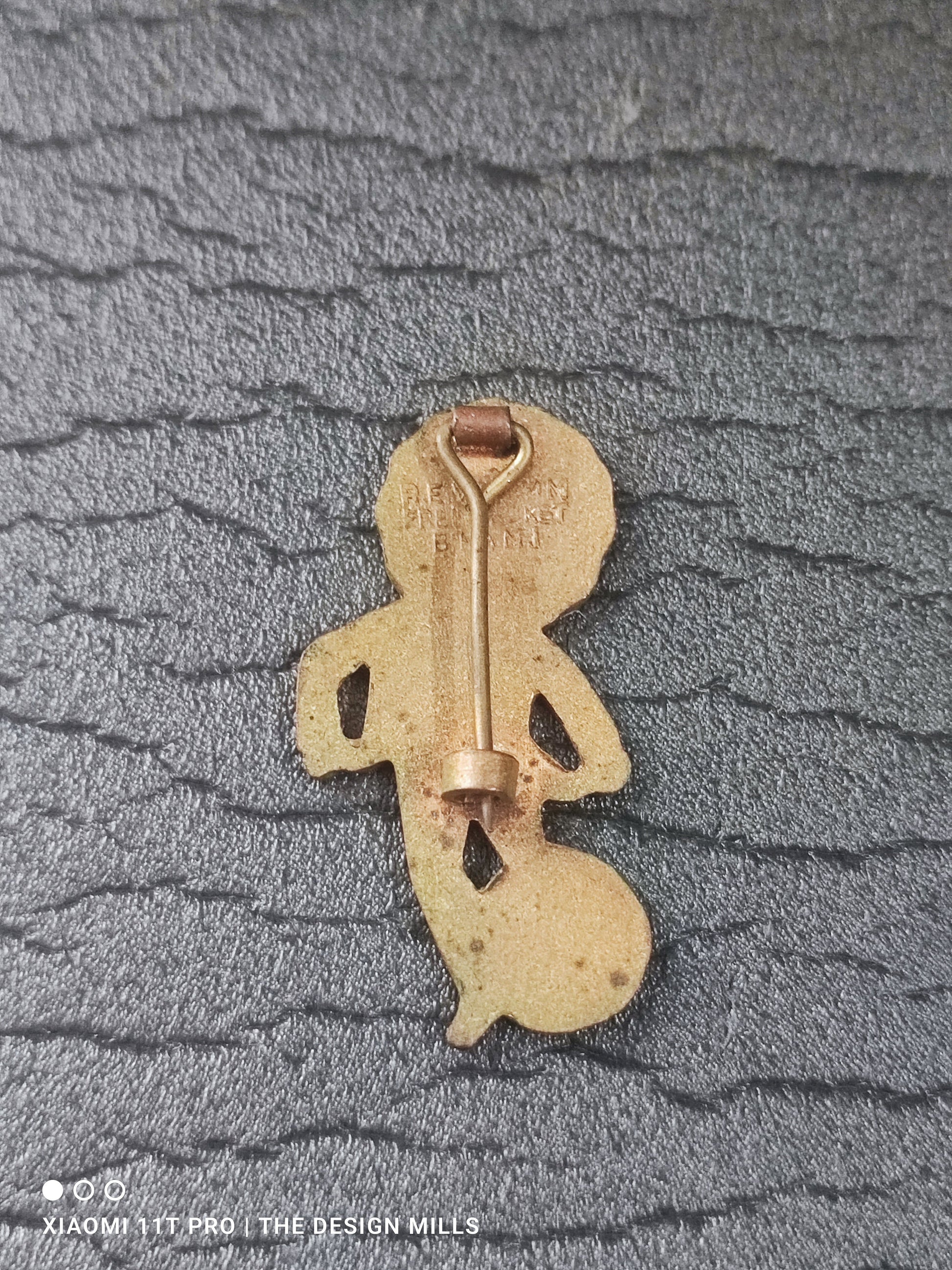 Footballer - Gomm Bham1 HEAD STAMP – GollyBadges.com