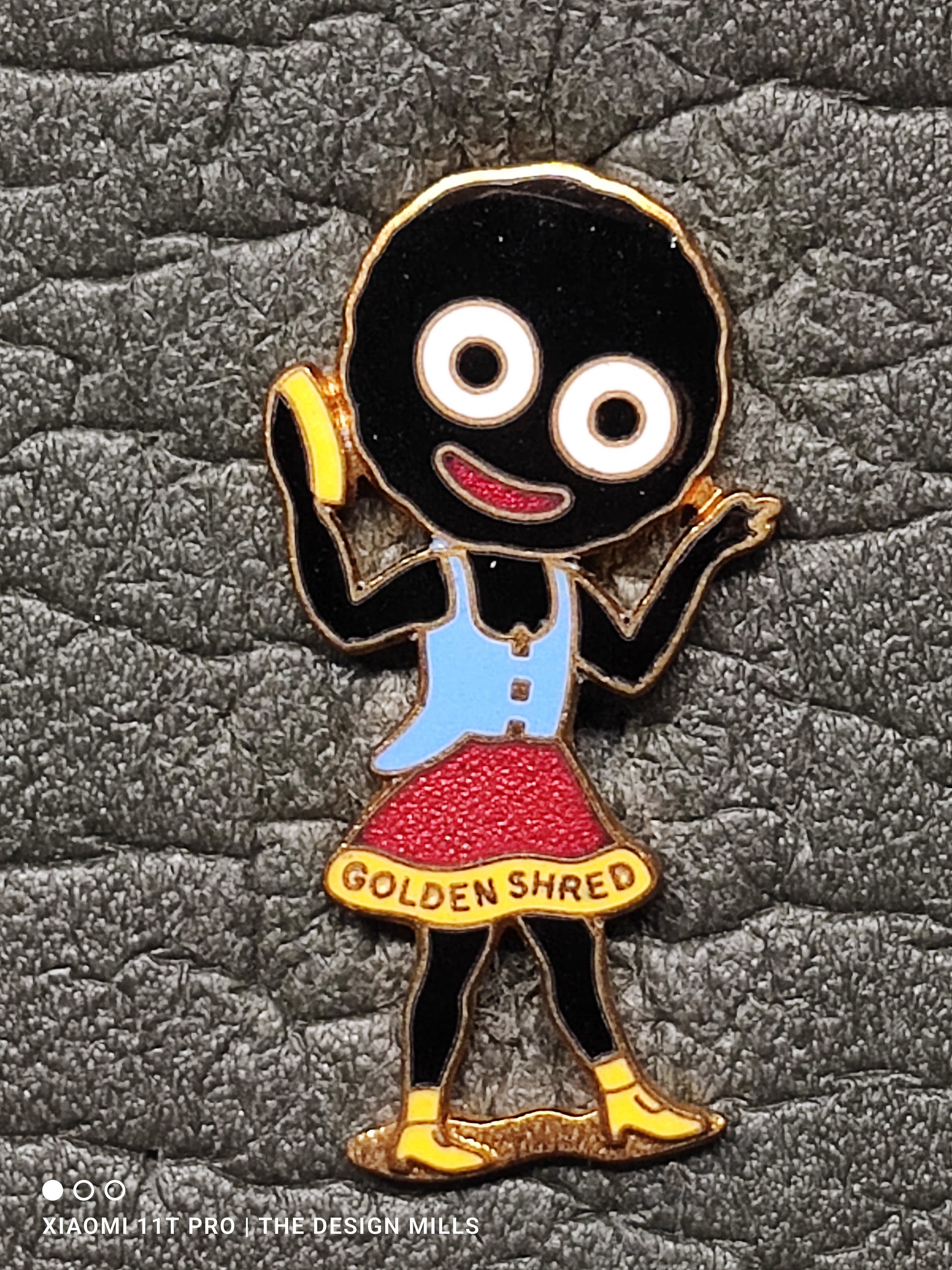 Golly Girl Blue Shirt – GollyBadges.com