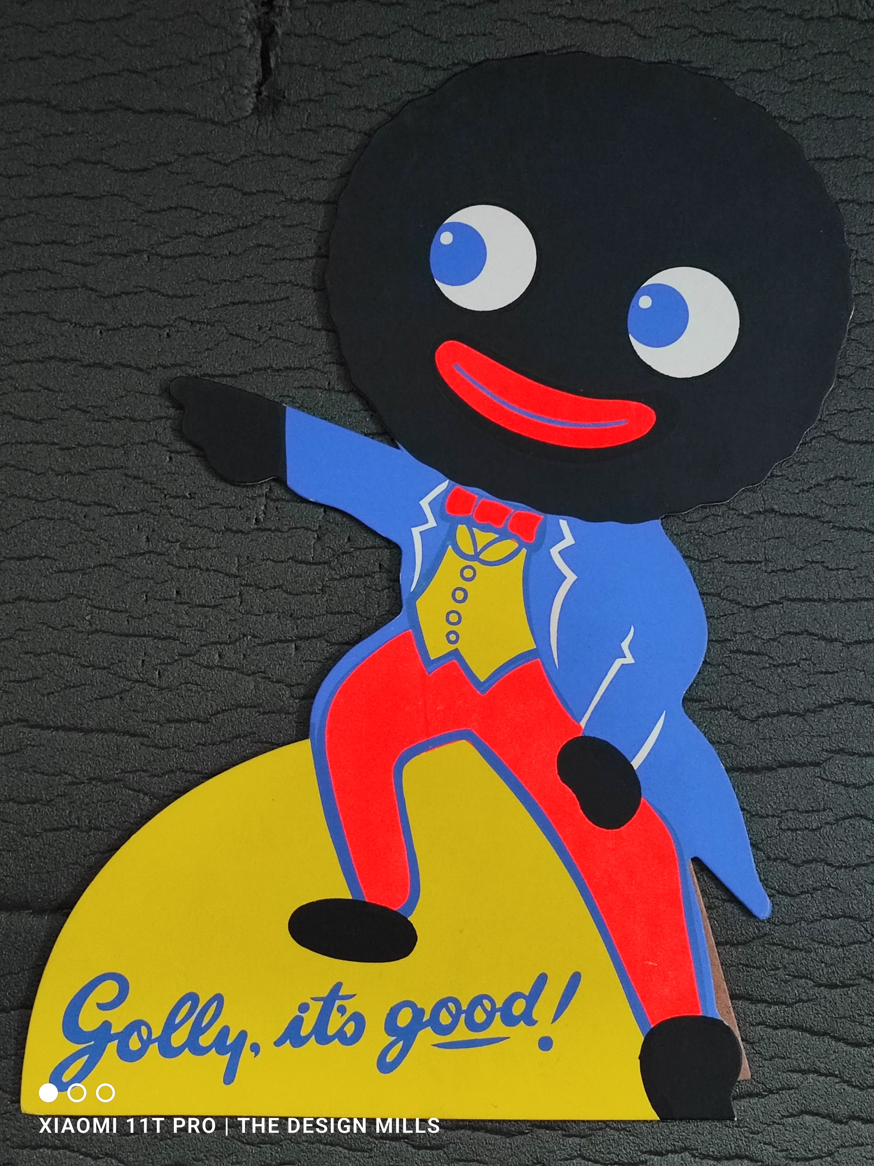 Golly Its Good Showcard Pointing Left – GollyBadges.com