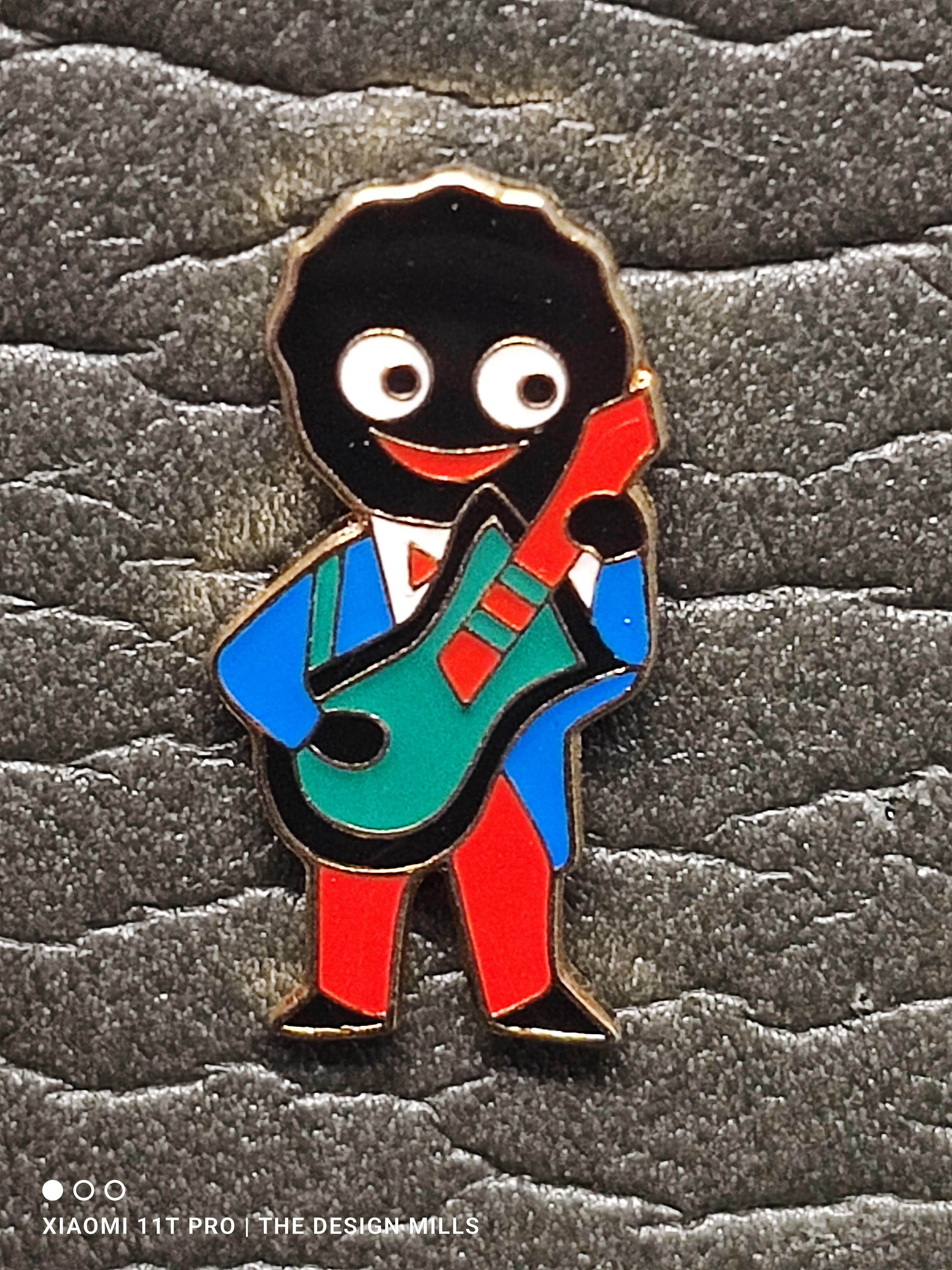 Guitarist Green Guitar – GollyBadges.com