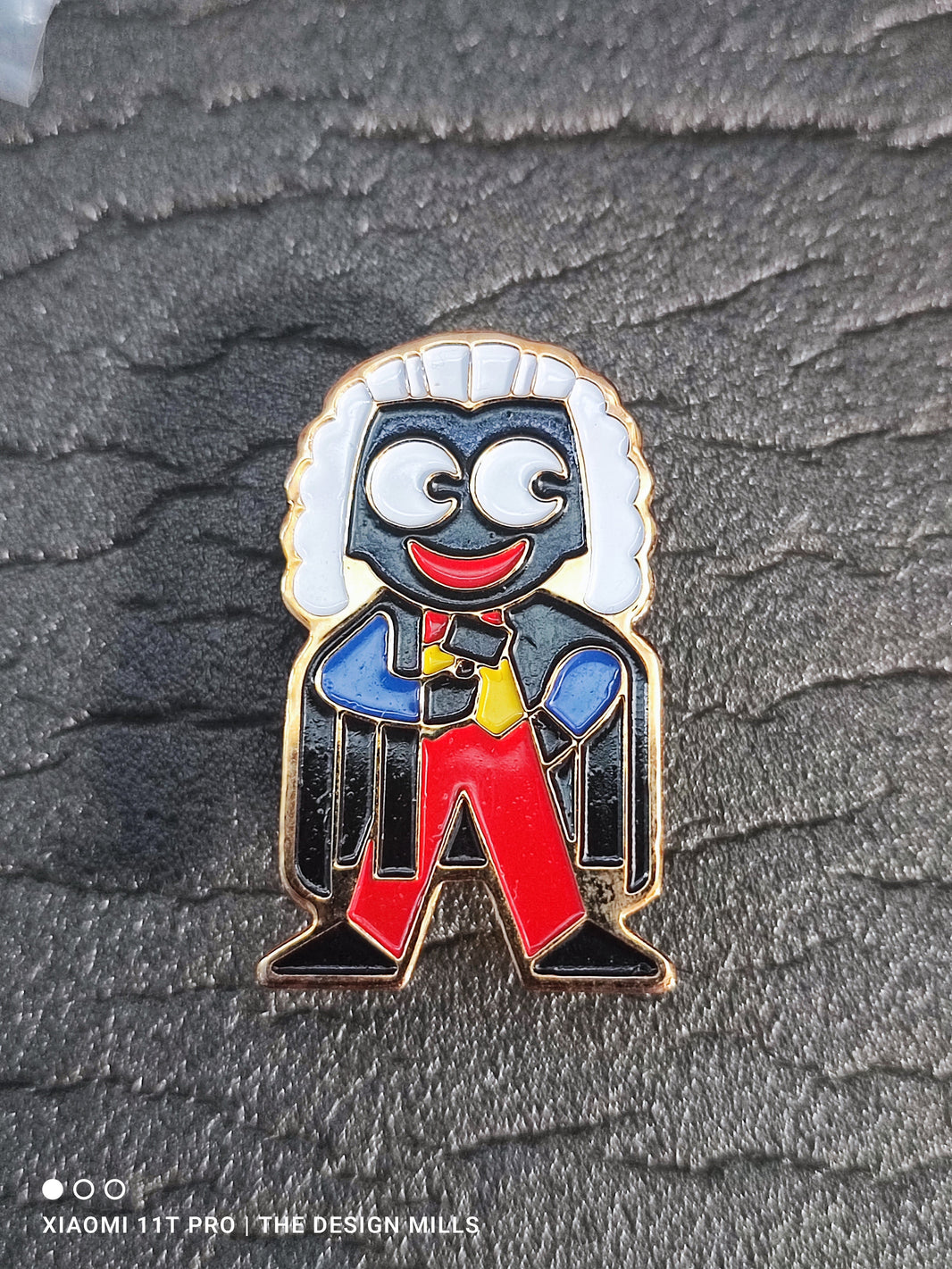 The 1998 Classics Series – GollyBadges.com