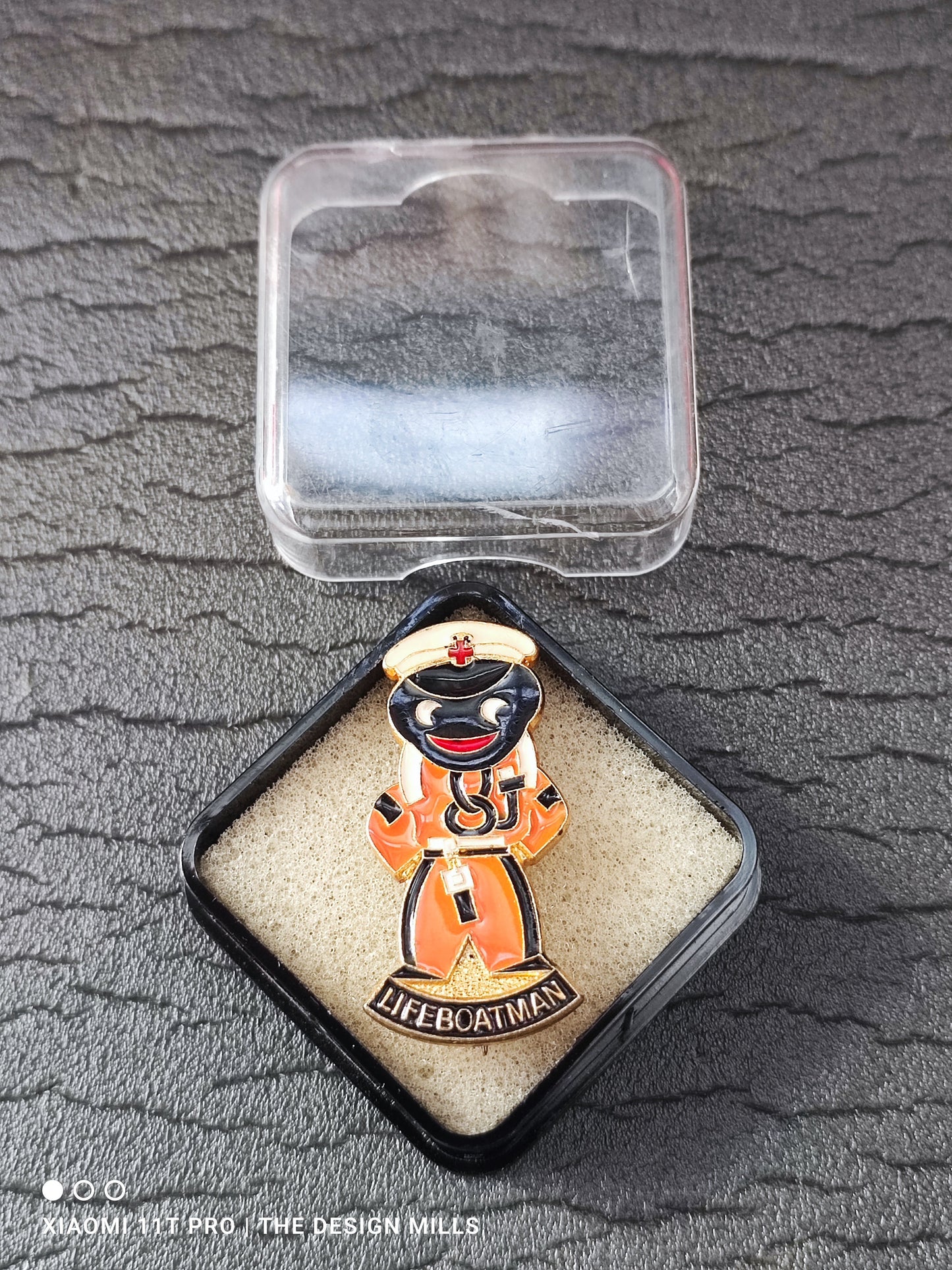 Lifeboatman LARGE Fattorini Stamp – GollyBadges.com