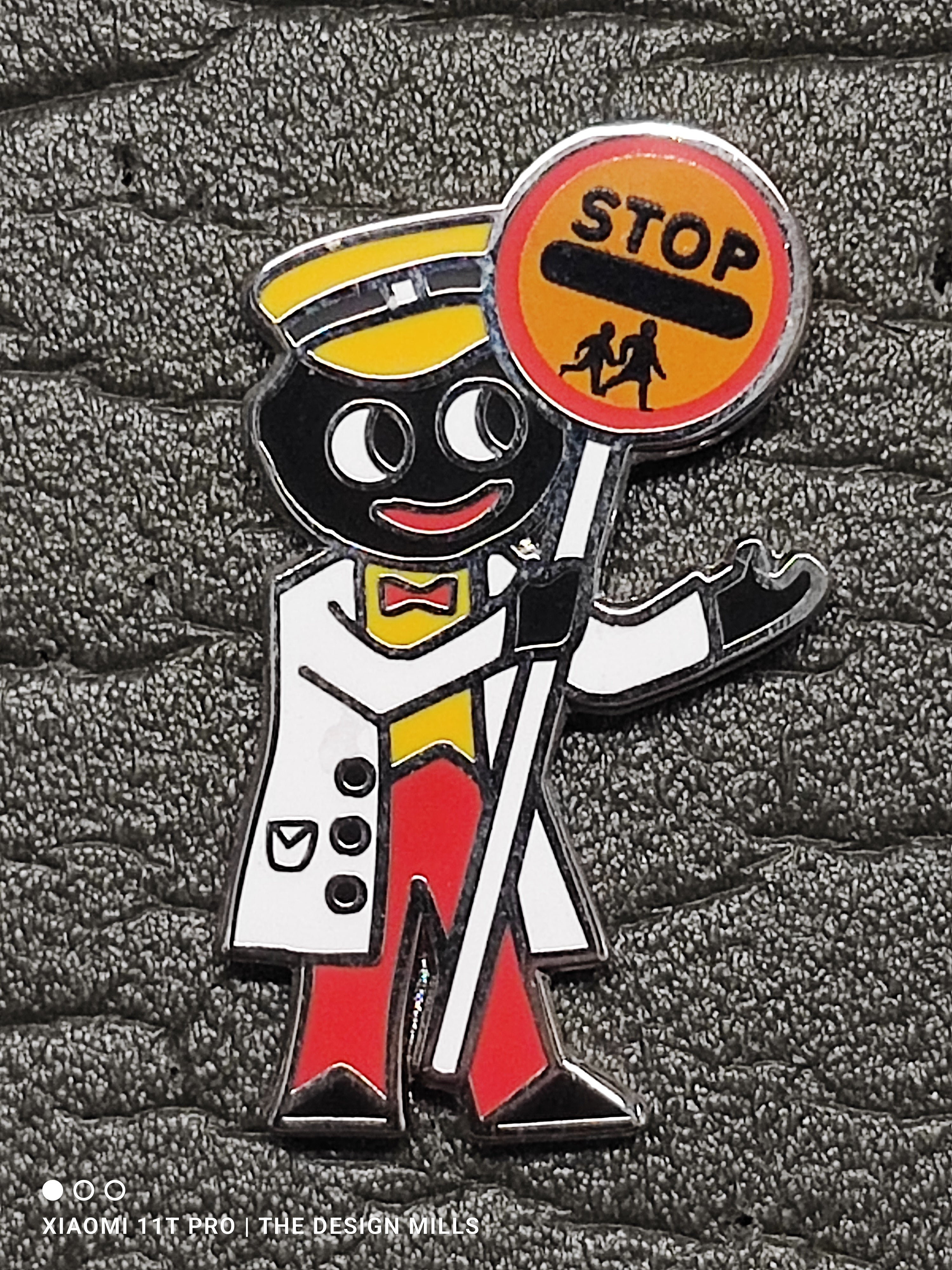 Lollipopman School Crossing – GollyBadges.com