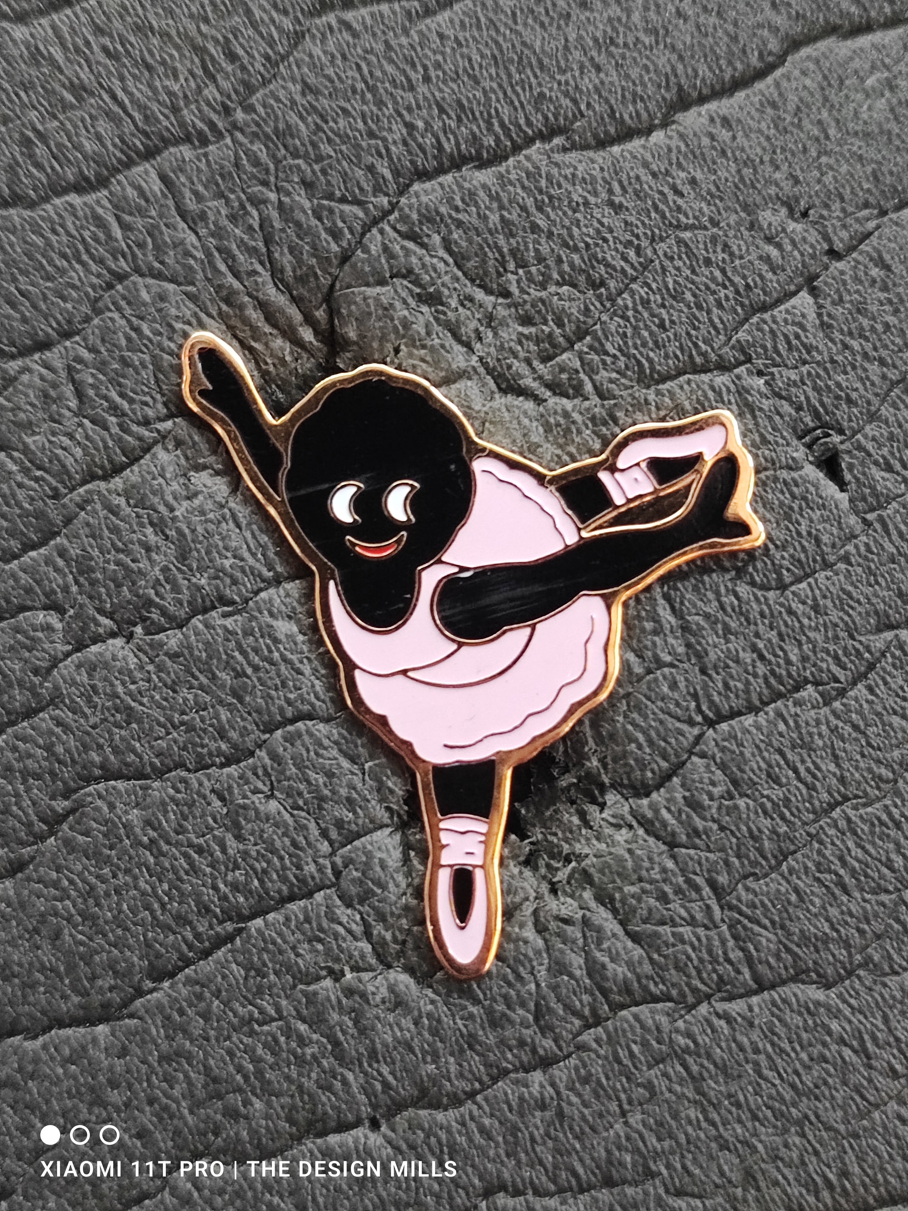 MINI 90s BALLERINA PROTOTYPE BUBBLE COAT – GollyBadges.com