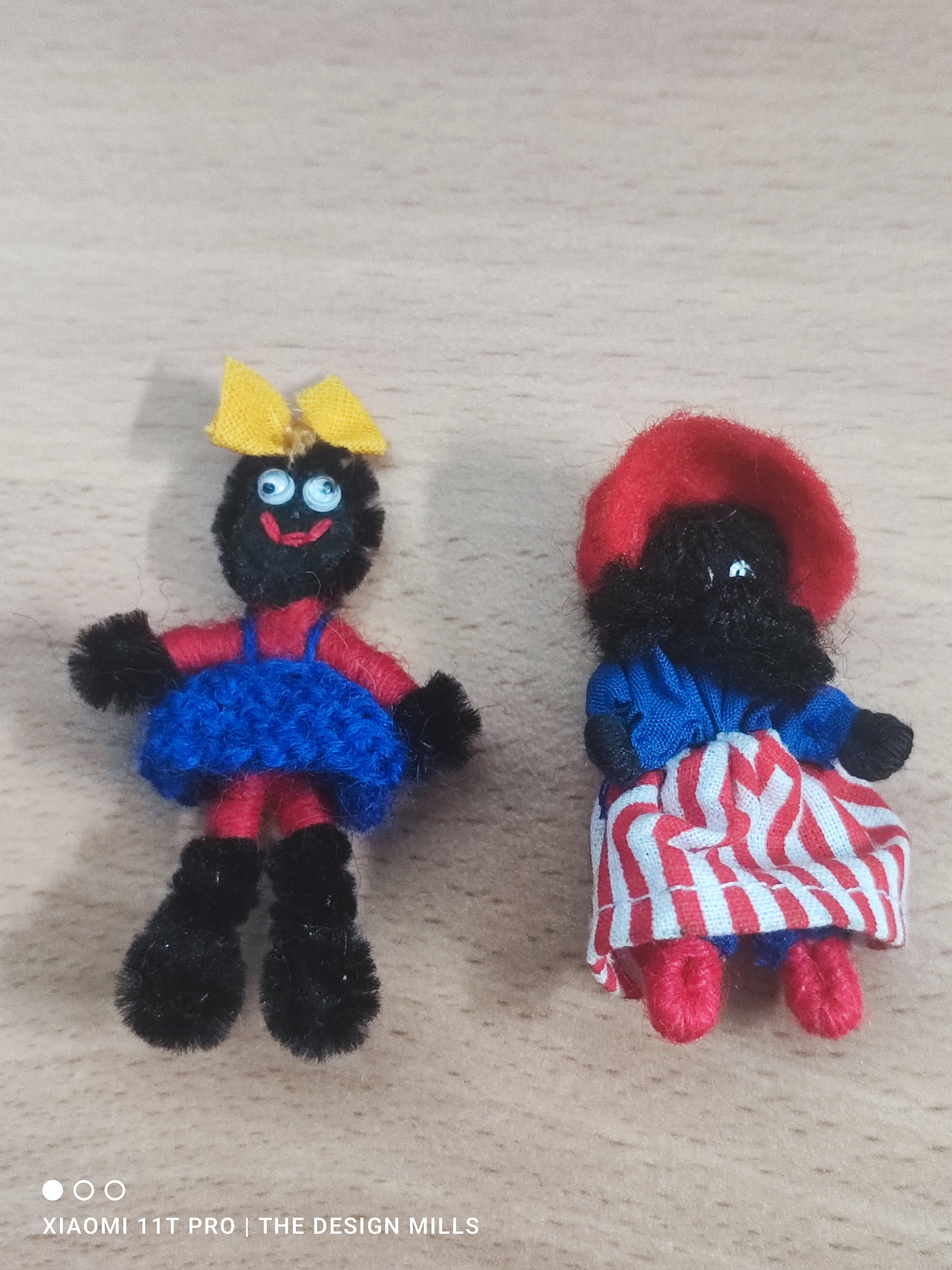 Pair of Handmade Mini Gollys – GollyBadges.com