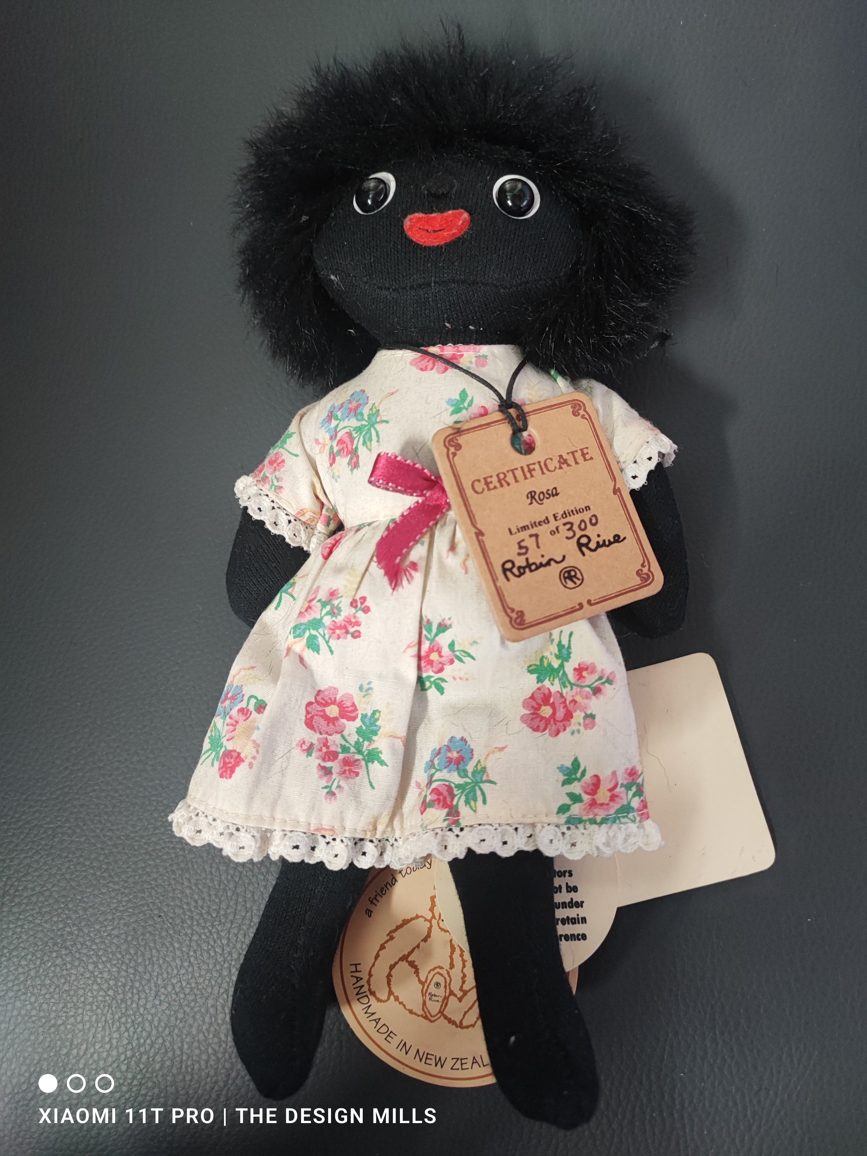 Rosa by Robin Rive – GollyBadges.com