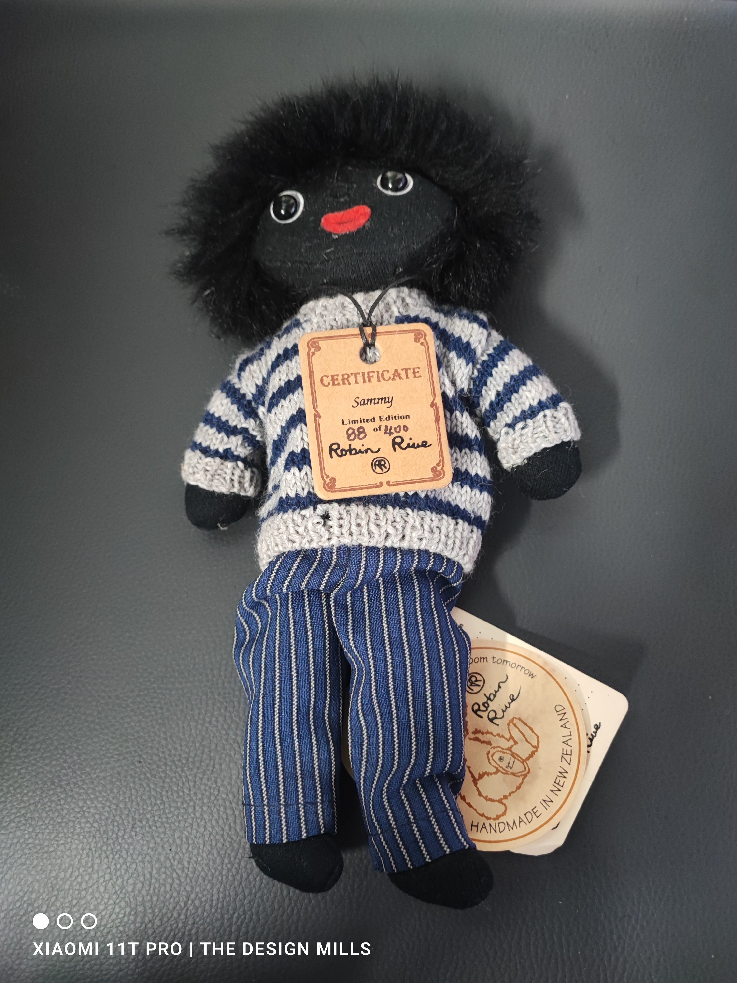 Sammy by Robin Rive – GollyBadges.com