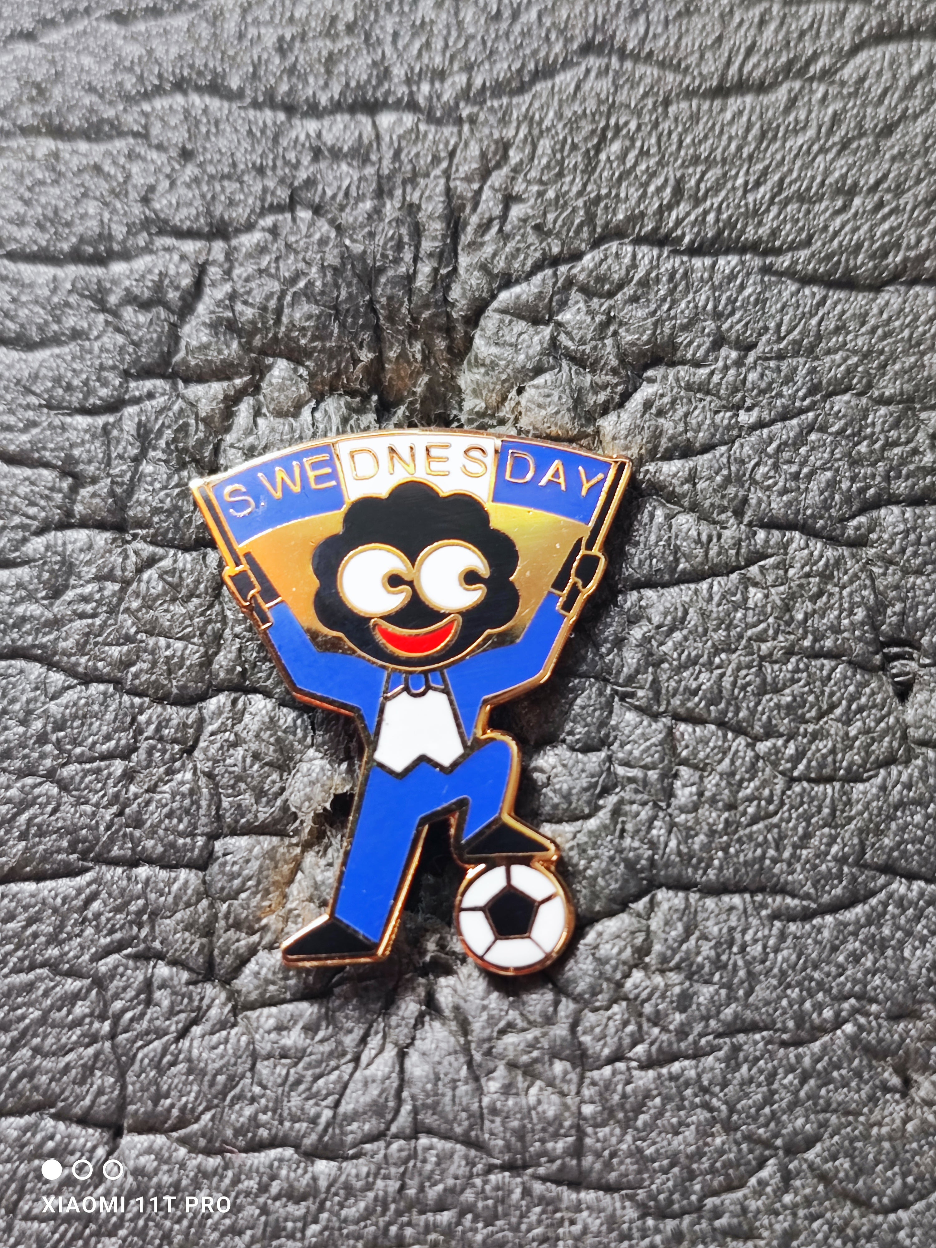Sheffield Wednesday – GollyBadges.com