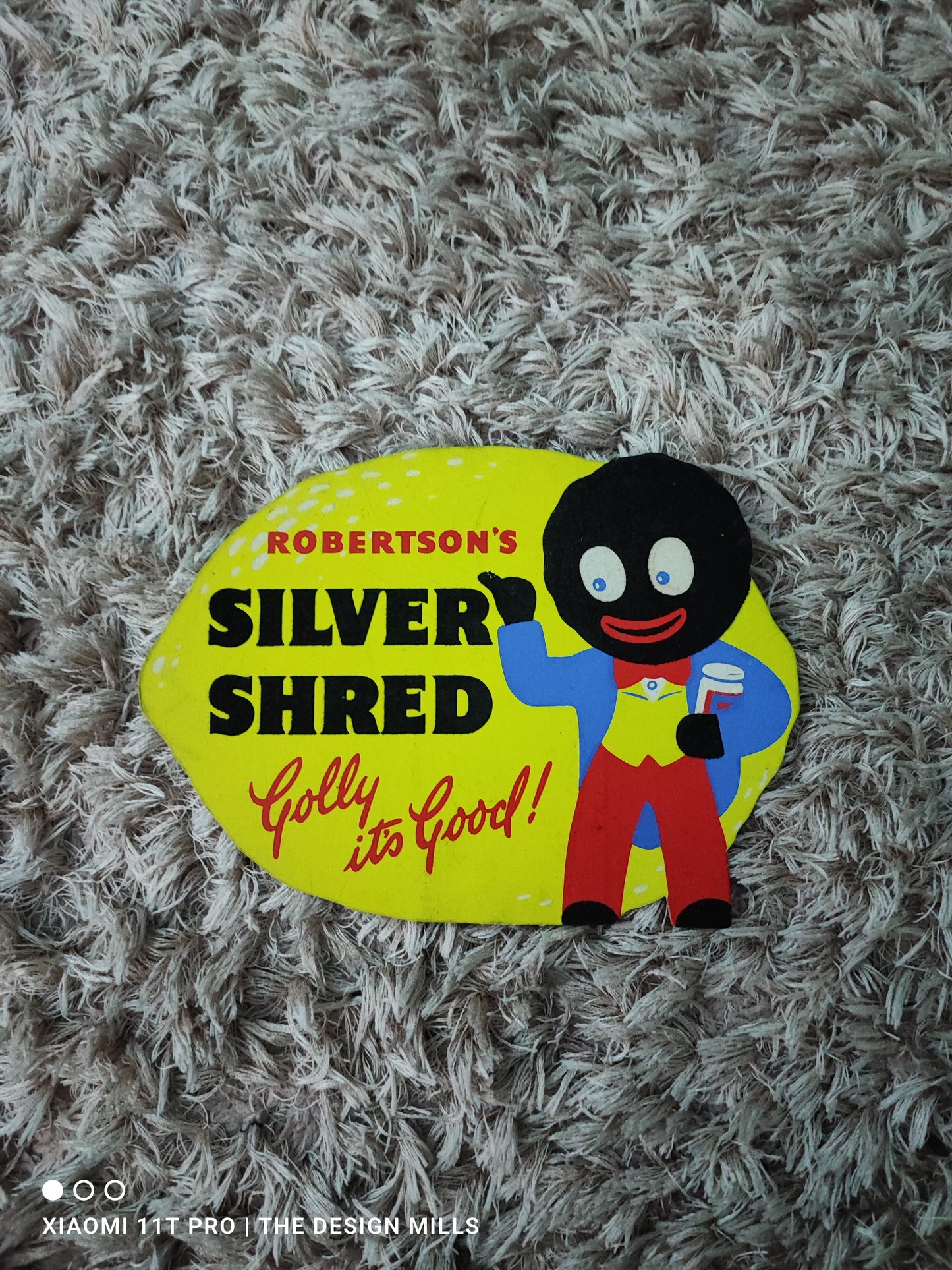 Silver Shred Lemon Showcard 9”W x 6.5”H – GollyBadges.com