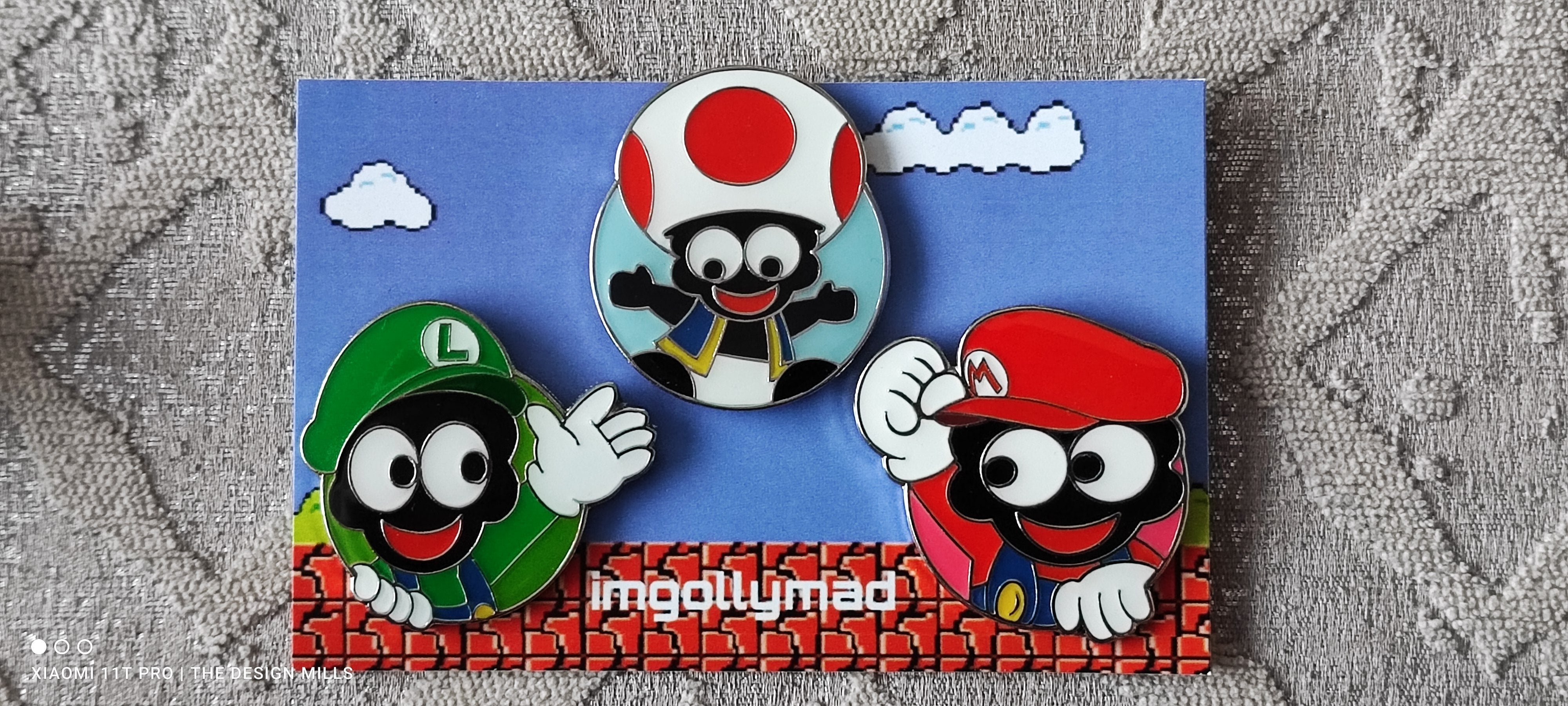 Super Mario Trio of Badges – GollyBadges.com