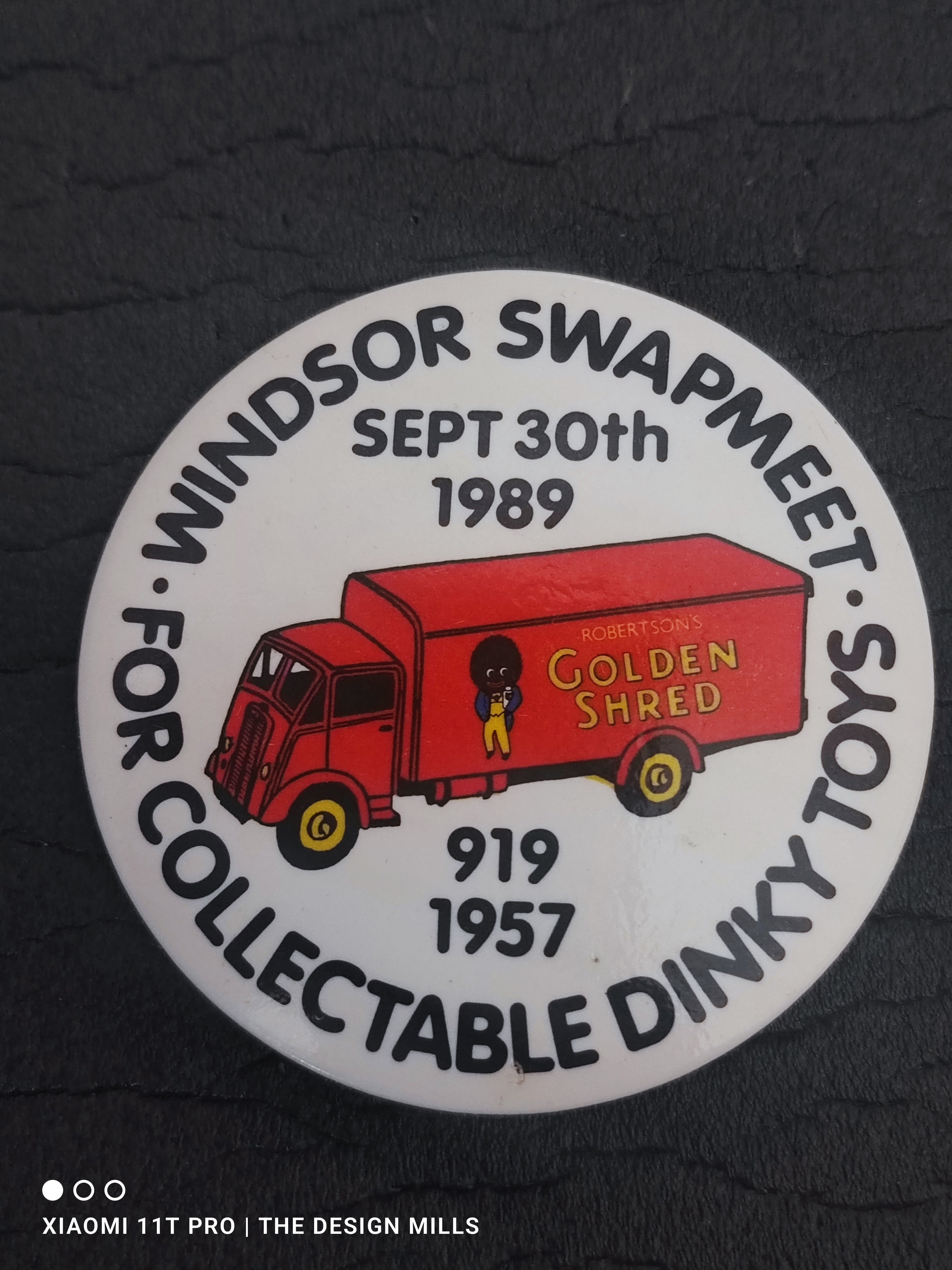 Windsor Swapmeet Dinky Button Badge – GollyBadges.com
